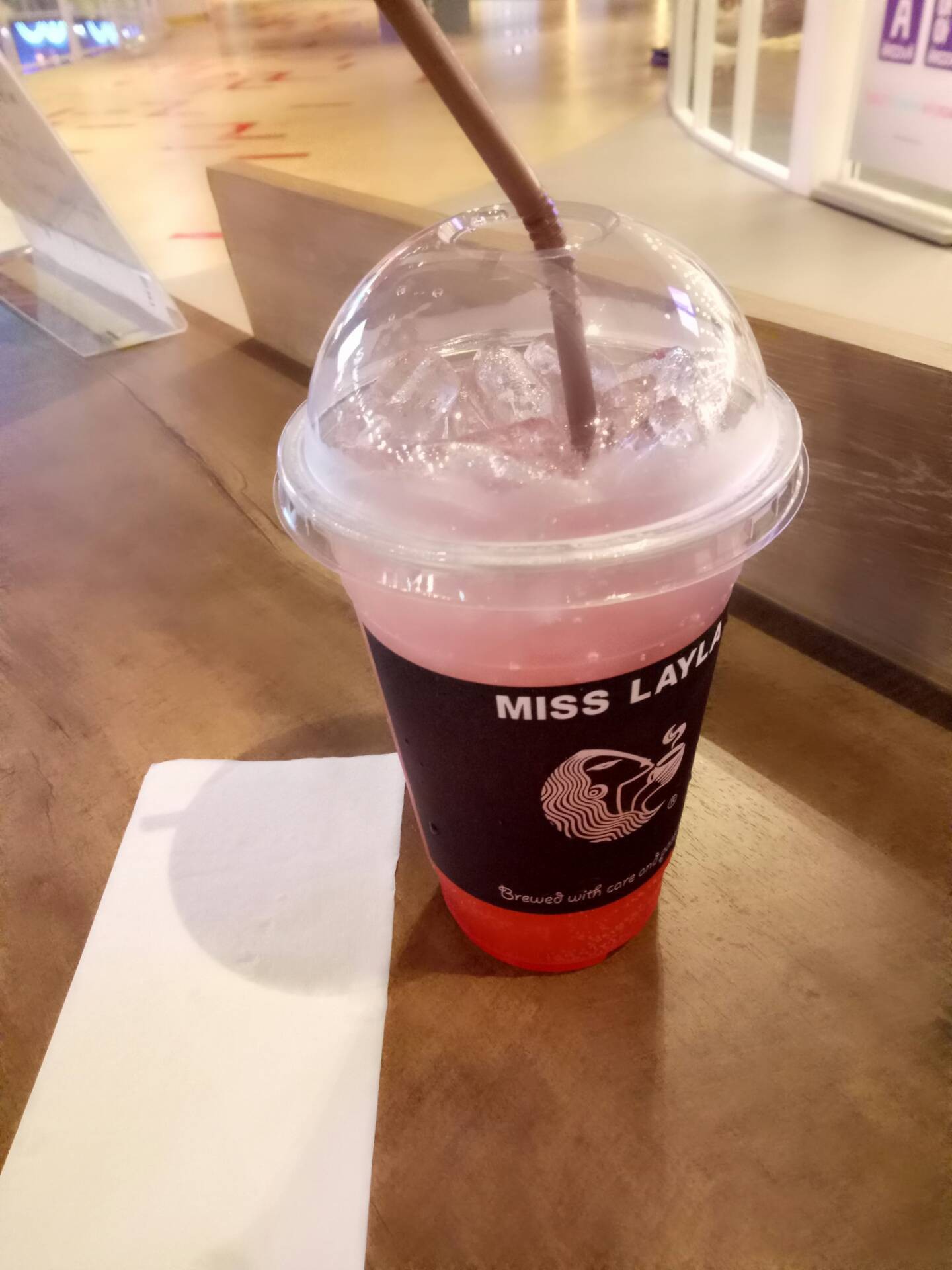 รีวิว Miss Layla Coffee Show DC - ชอบจังกาแฟร้านนี้ ร้านนั่งกินแบบชิวๆเลย