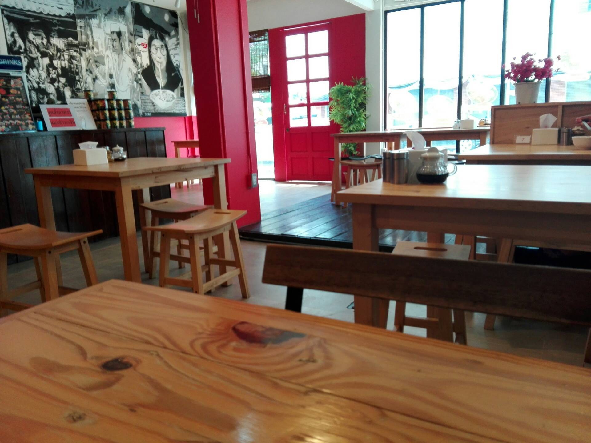 รีวิว Mee Ok (หมี่โอเค) สามย่าน - ร้านบะหมี่ญี่ปุ่นรูปแบบร้านไก่ทอดเบเก ...