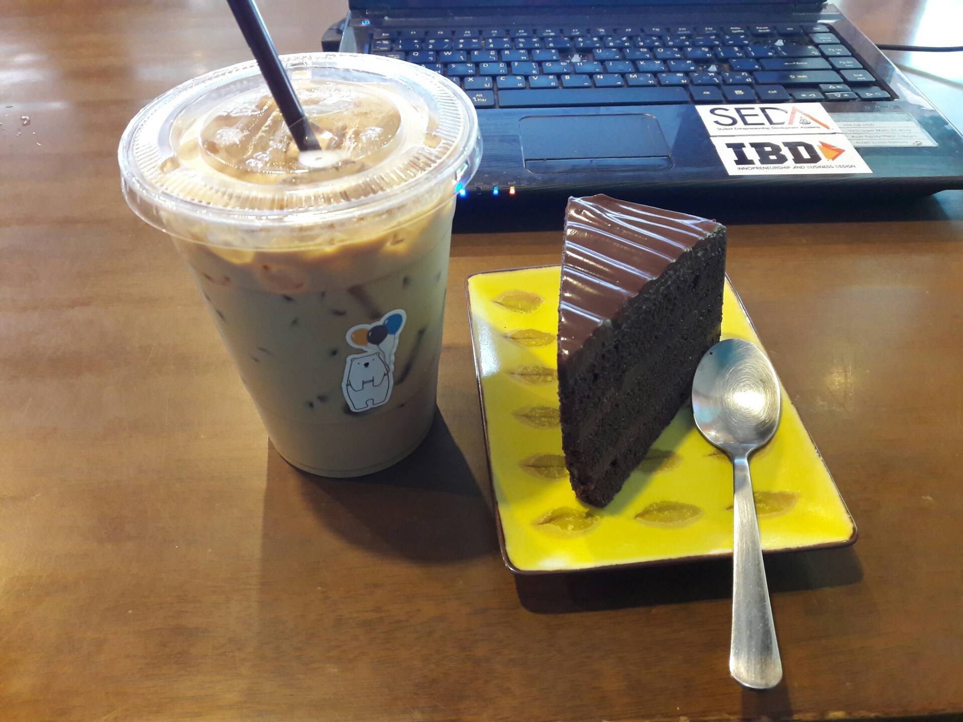 รีวิว Polar Polar Cafe สาขา1 อ่างห้วยยาง - ร้านบรรยากาศดีมากครับ กาแฟ ...