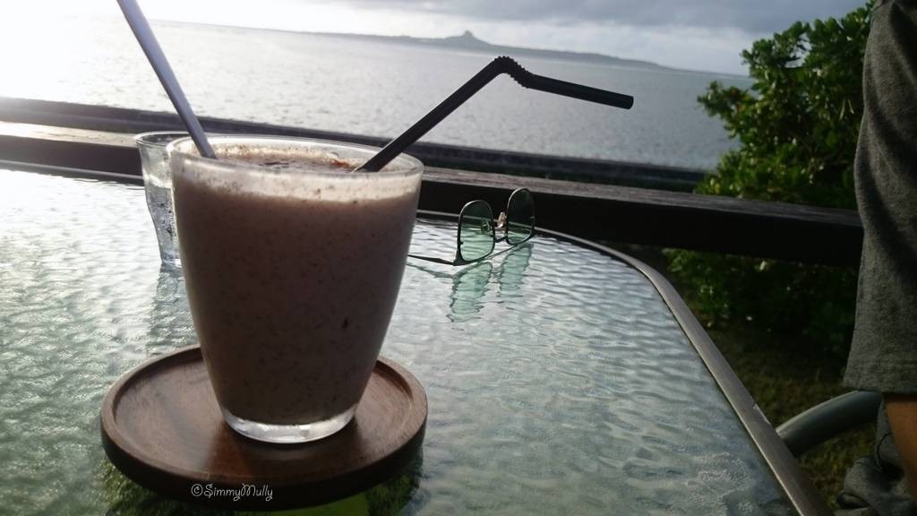 รีวิว Café Cayaha Bulan - (okinawa Trip)8. ร้านฮิปๆริมทะเล..กินขนม ชม ...
