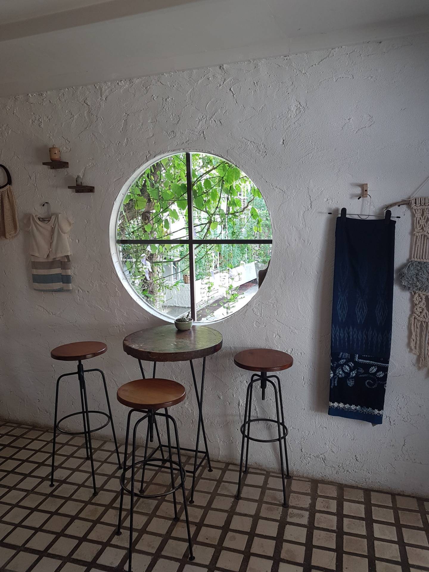 รีวิว Charlotte Hut Coffee & Tea Bar แพร่ - มาเช้าวันอาทิตย์ นั่งสบายๆ ...