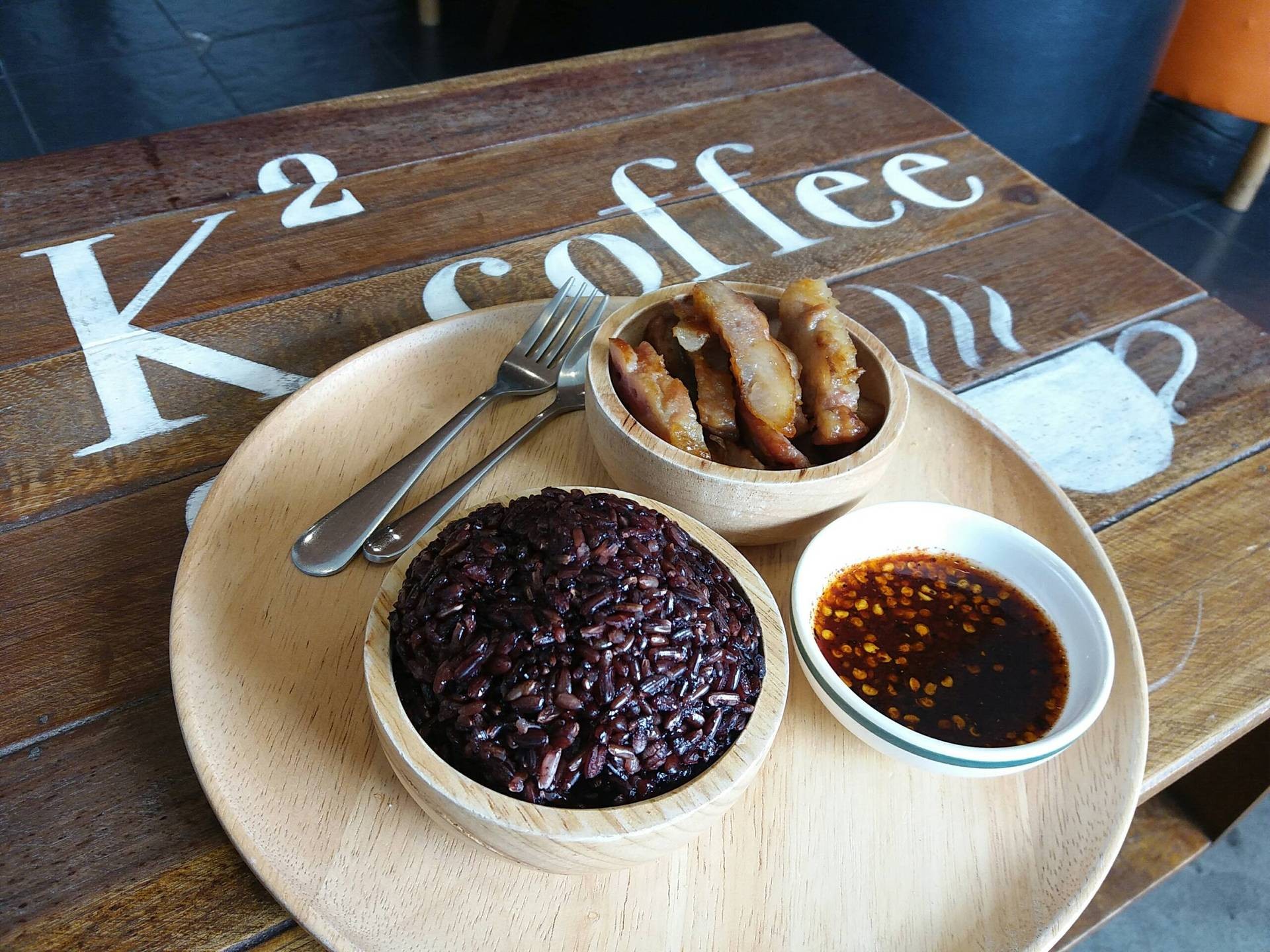 ข้าวเหนียวลืมผัวกับหมูปิ้ง ร้าน K2 Coffee Cafe