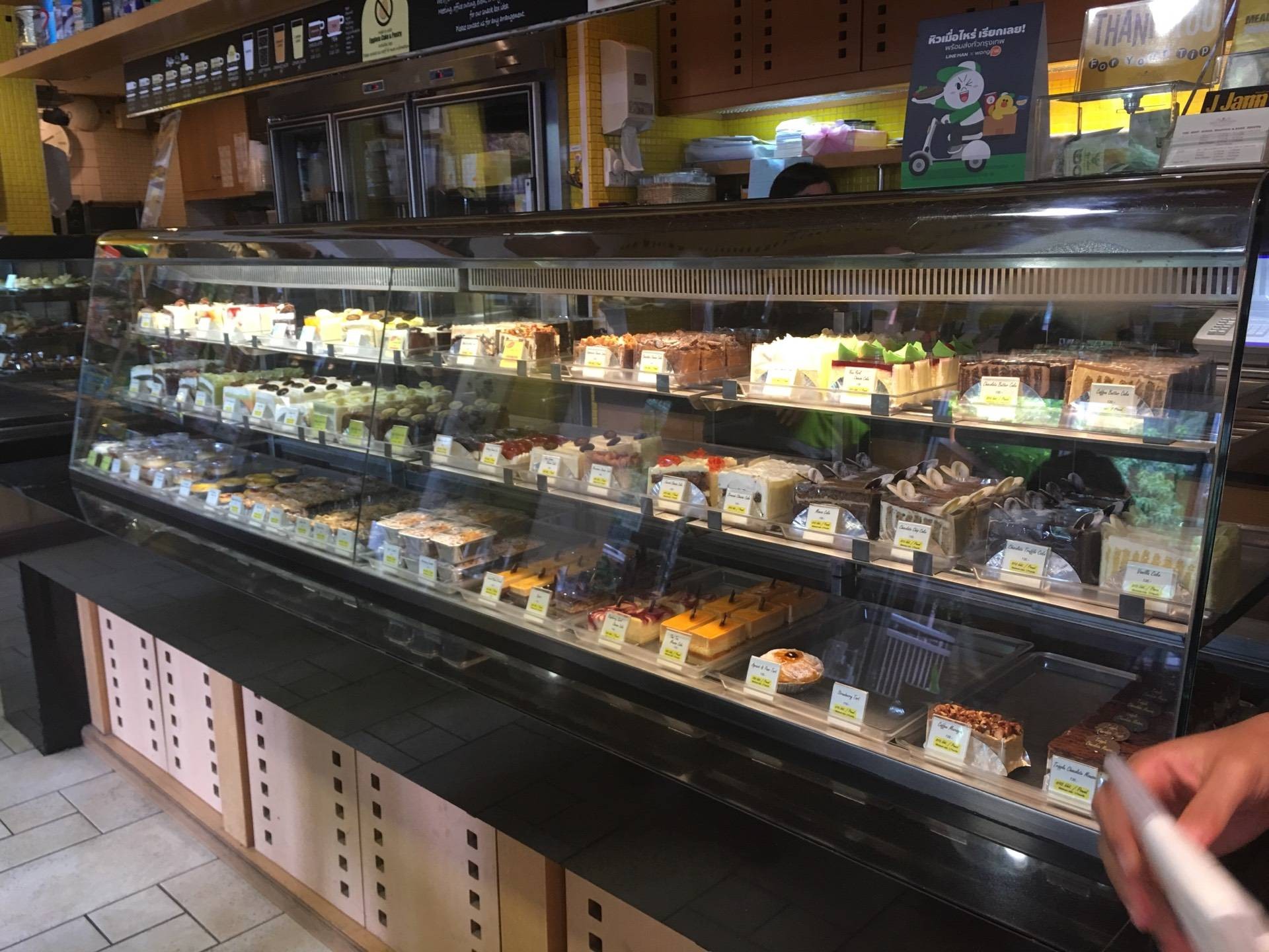 รีวิว Neil's Bake Shoppe ร่วมฤดี - เค้กเยอะ เค้กอร่อย โดยเฉพาะ Black ...
