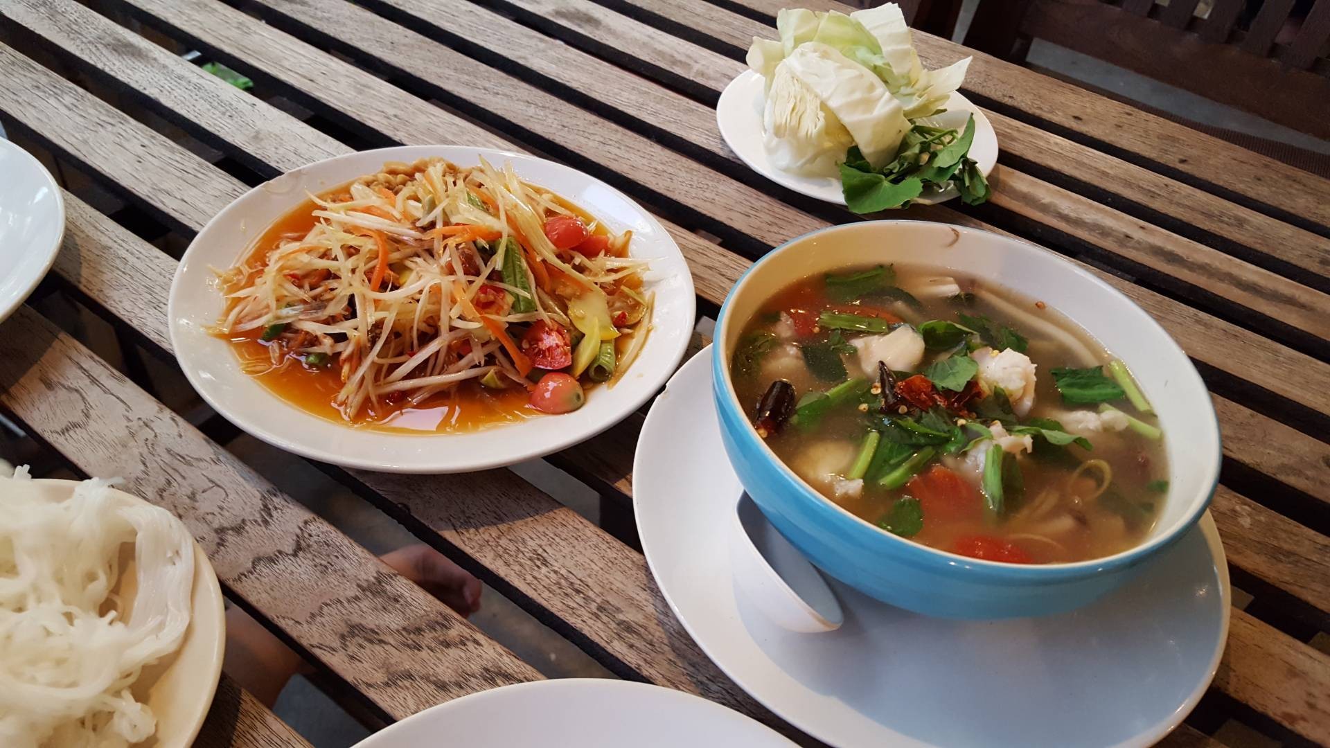 รีวิว SOMJAI FARM สมใจฟาร์ม ร่มเกล้า - แซบมื้อเย็นใกล้บ้าน