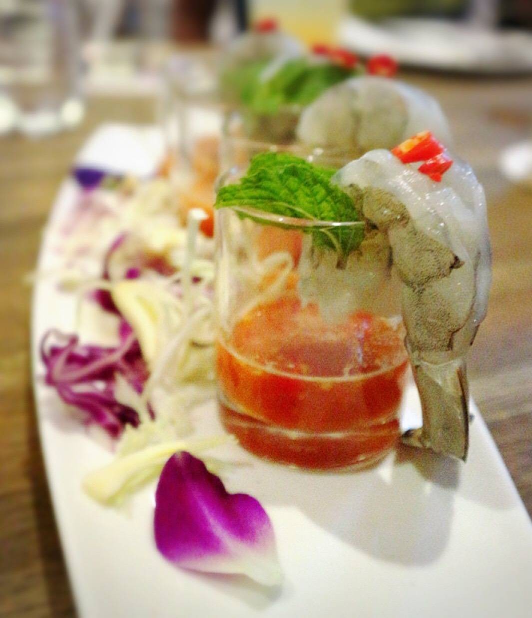 รีวิว The Fat Duck Kitchen & Bar - แวะดื่มก็ได้ แวะทานอาหารก็ดี