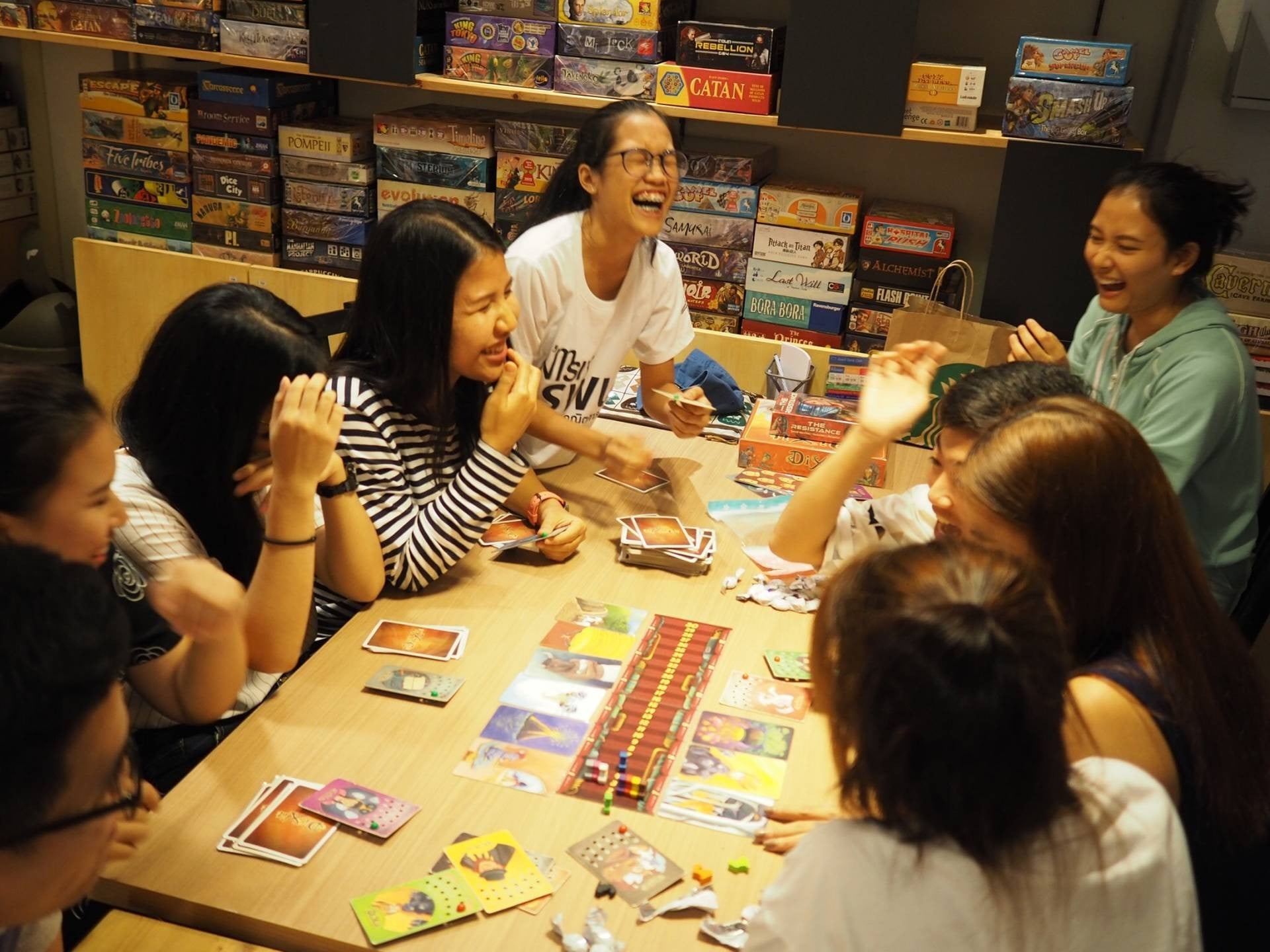 ร้าน Turn The Tables Board Game Cafe | รีวิวร้านอาหาร