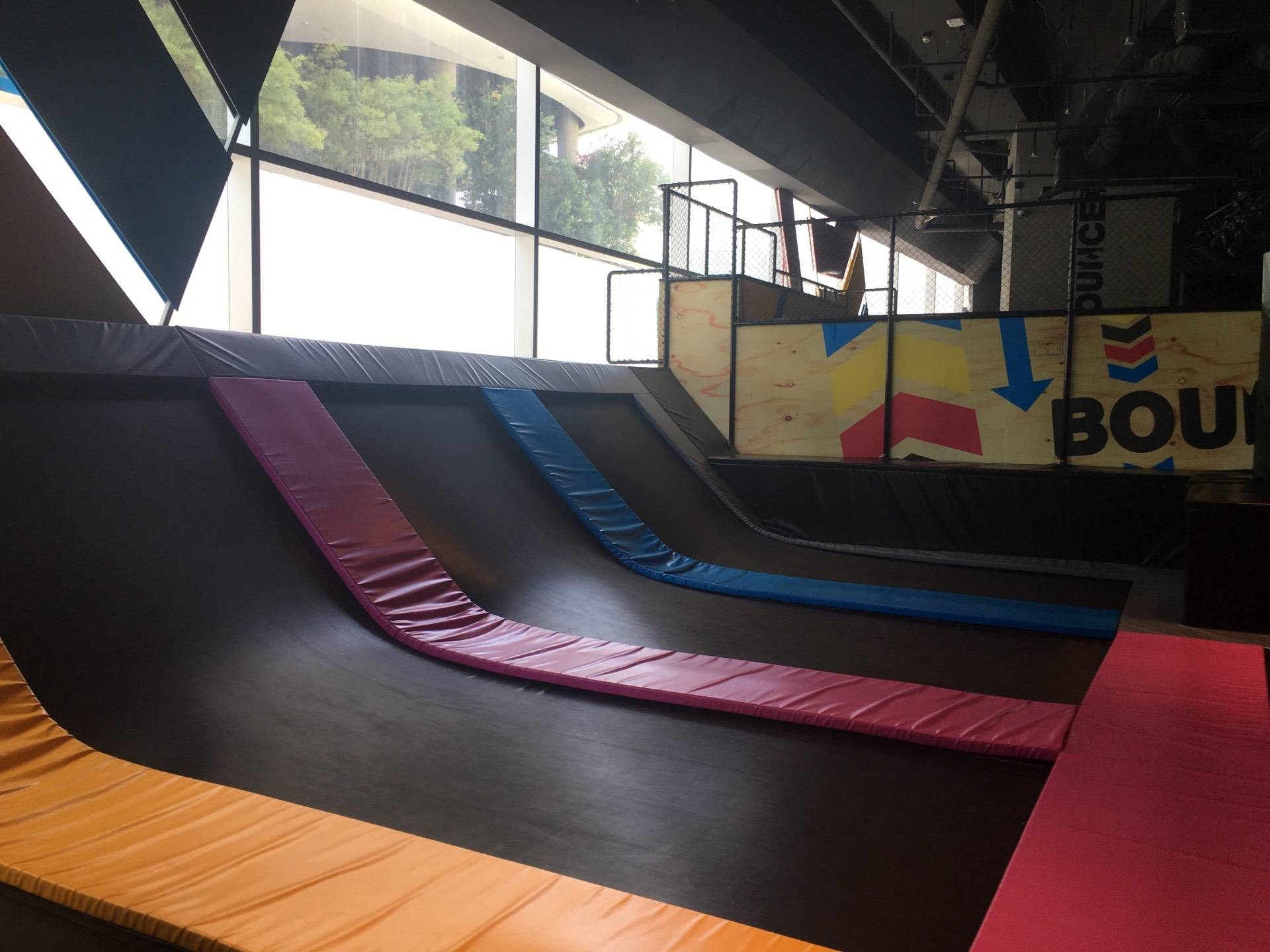 รูป Bounce Thailand The Emquartier