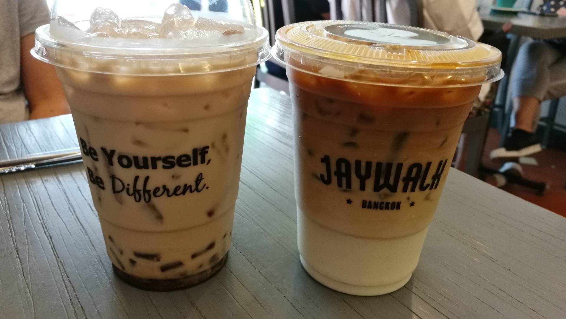 รีวิว Jaywalk Cafe ถนนพระอาทิตย์ - ร้านเล็กๆติดถนนพระอาทิตย์ - Wongnai