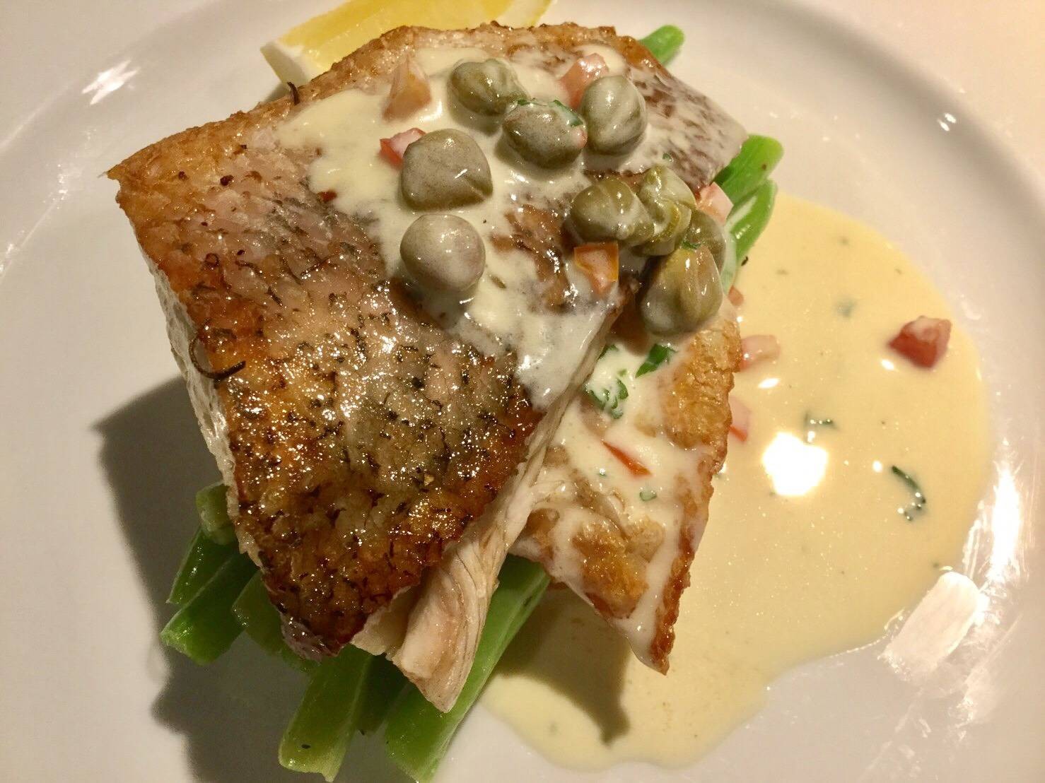 รีวิว Wine Connection Silom Complex - ชิมอาหารจานอร่อยชั้นใต้ดิน ...