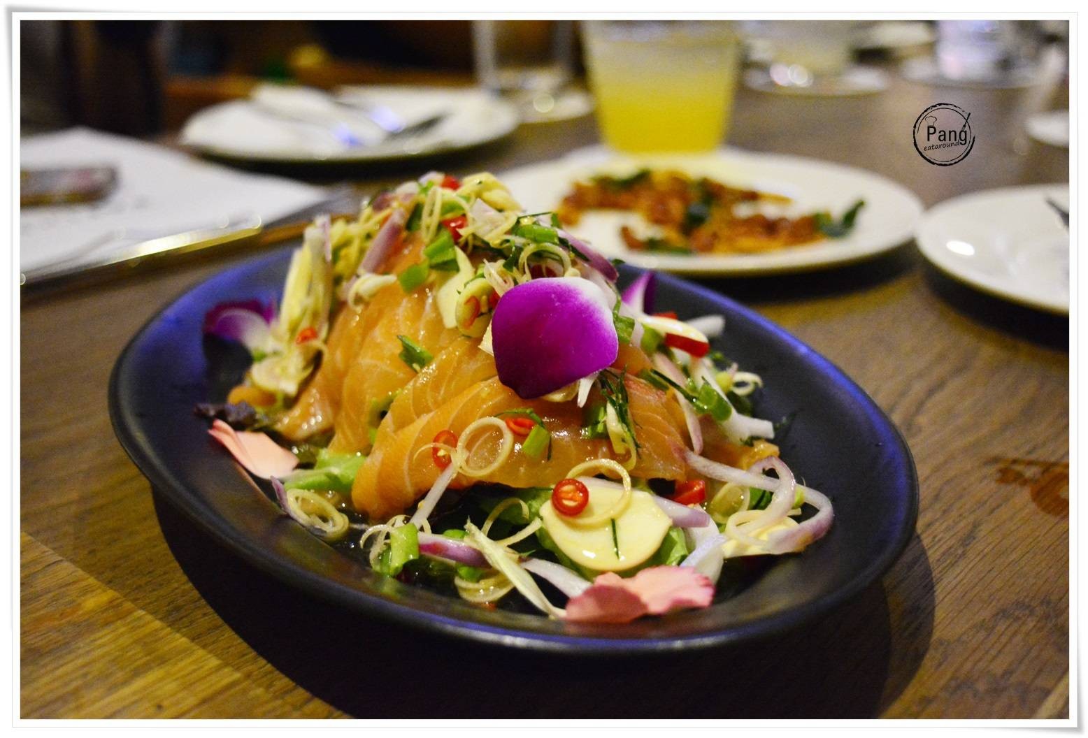 [รีวิว] ร้าน The Fat Duck Kitchen & Bar | เมนูแนะนำ รูปภาพ ราคา