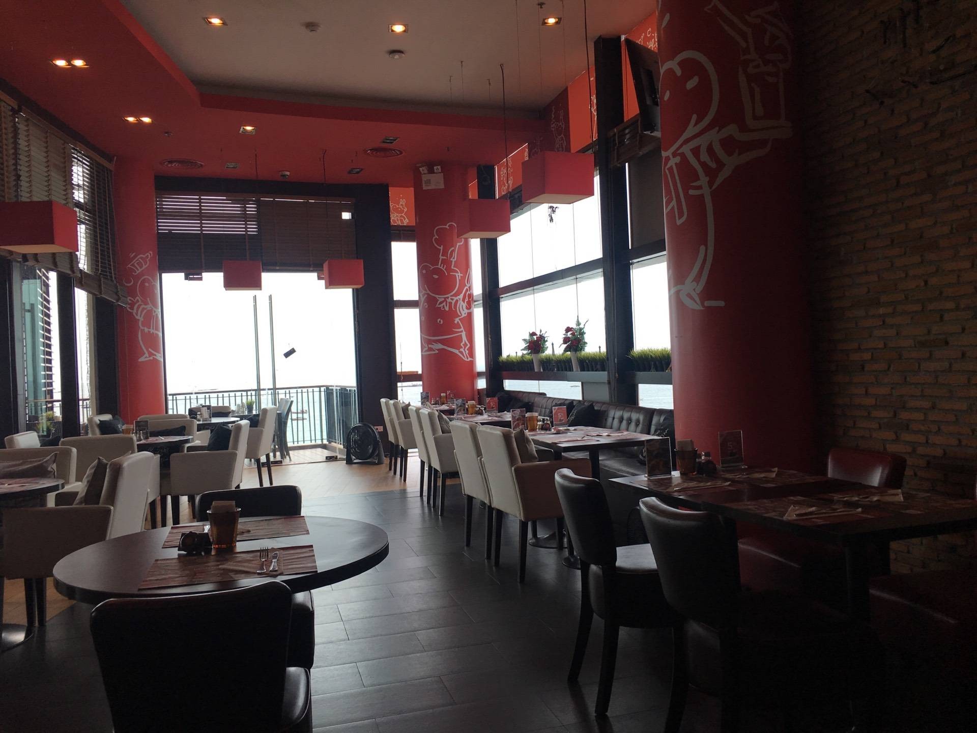 Hippopotamus RESTAURANT GRILL เซ็นทรัลเฟสติวัล พัทยา บีช - สั่งอาหารเดล ...