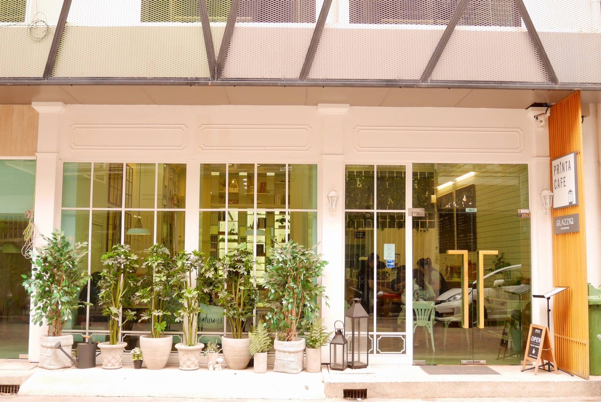 รีวิว Printa Cafe สีลม - คาเฟ่สีขาวสบายตา อาหารอร่อย - Wongnai