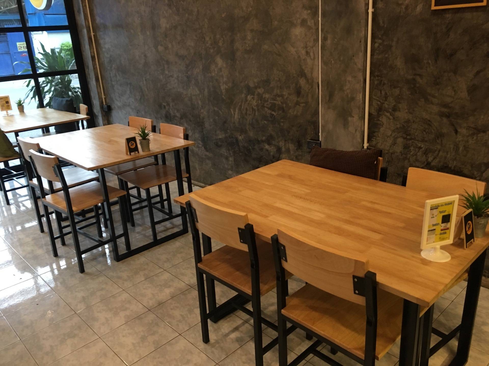 รีวิว Slow Life Café - โทสต์ชาโคลอร่อย บิงซูก็ดีงาม ราคาสบายกระเป๋า