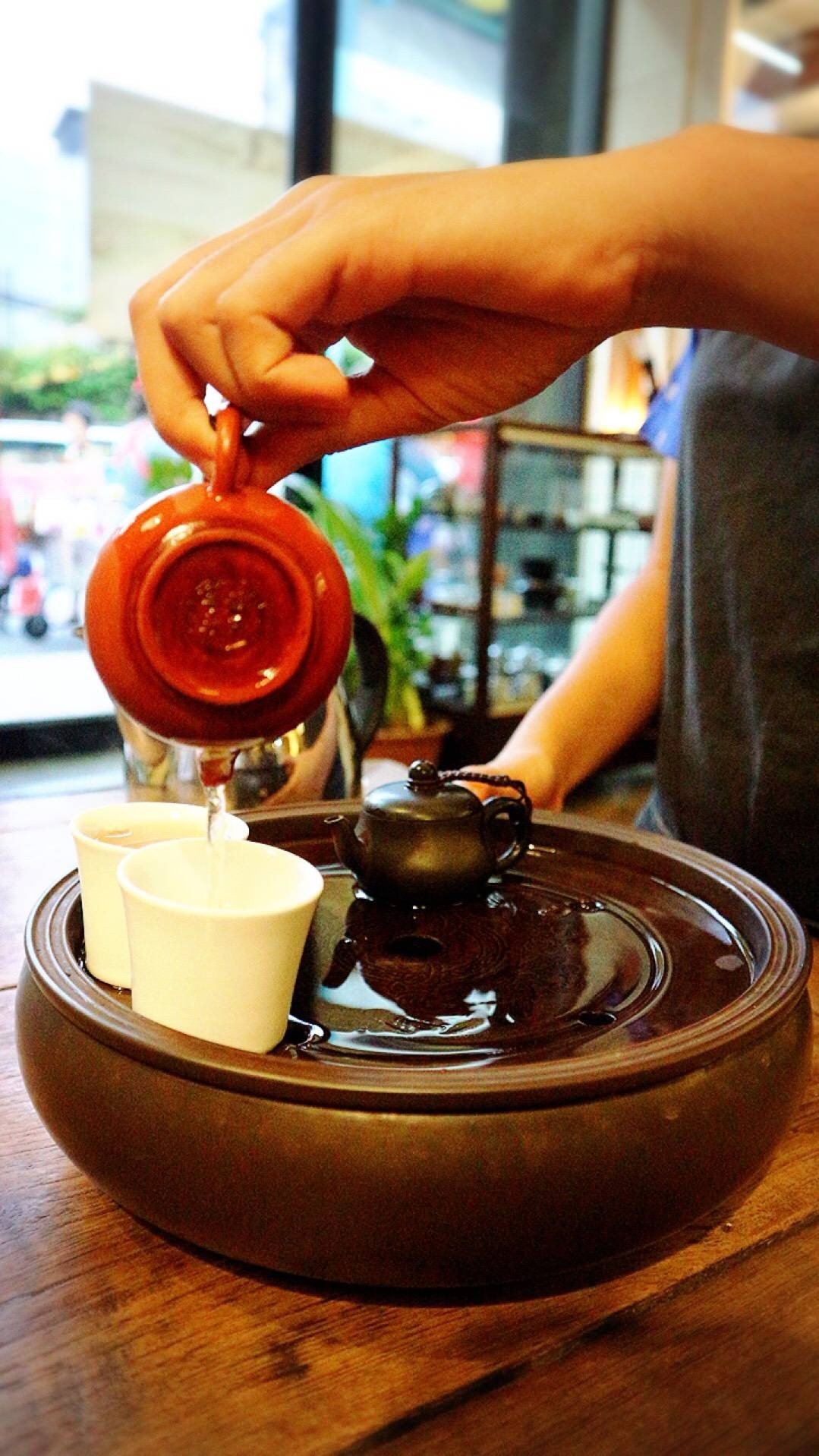 ชาจีน ร้าน Double Dogs Tea Room