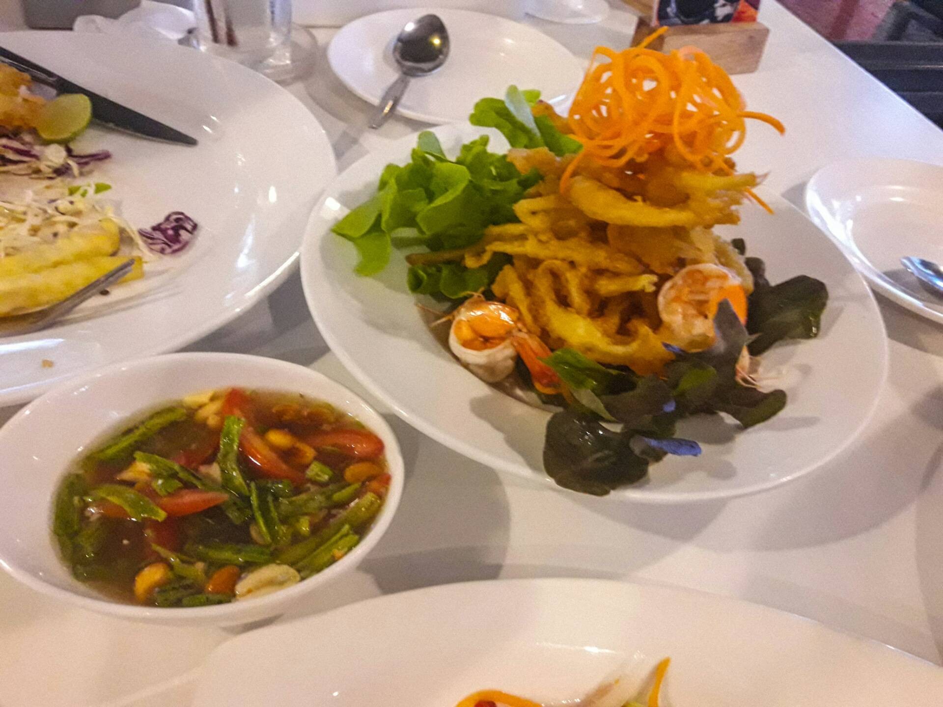 รีวิว Cafe' Mo-Retro - อาหารอร่อยมาก ราคาไม่แพง