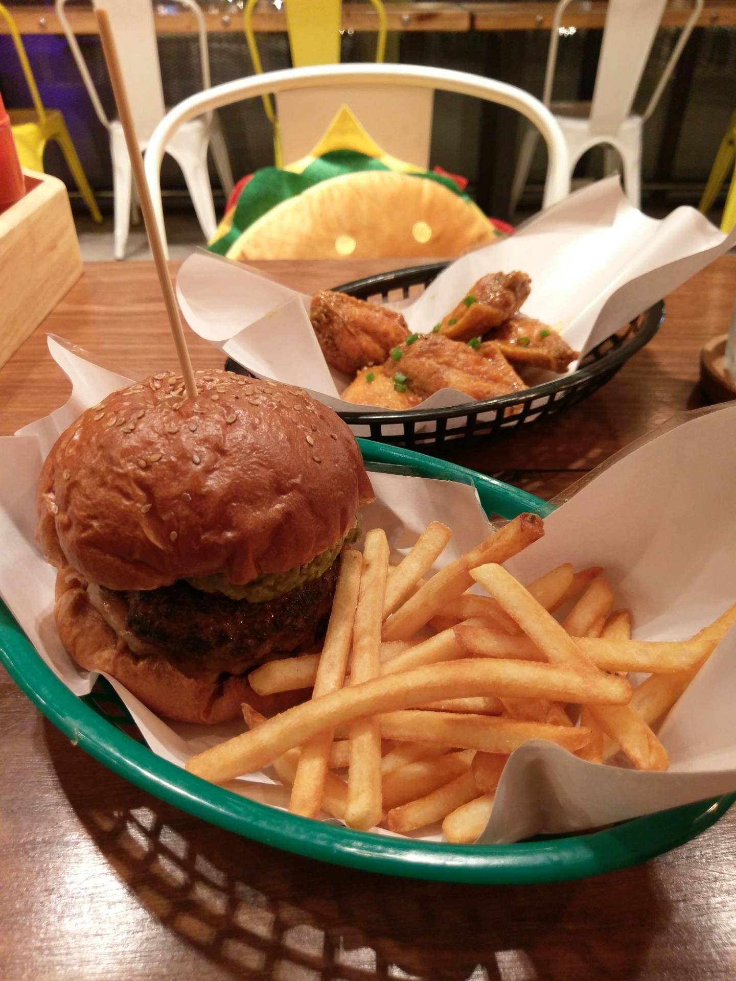 รีวิว Stax Diner - อาหารอร่อย บรรยากาศฟาสฟู๊ดอเมริกันแท้ๆ