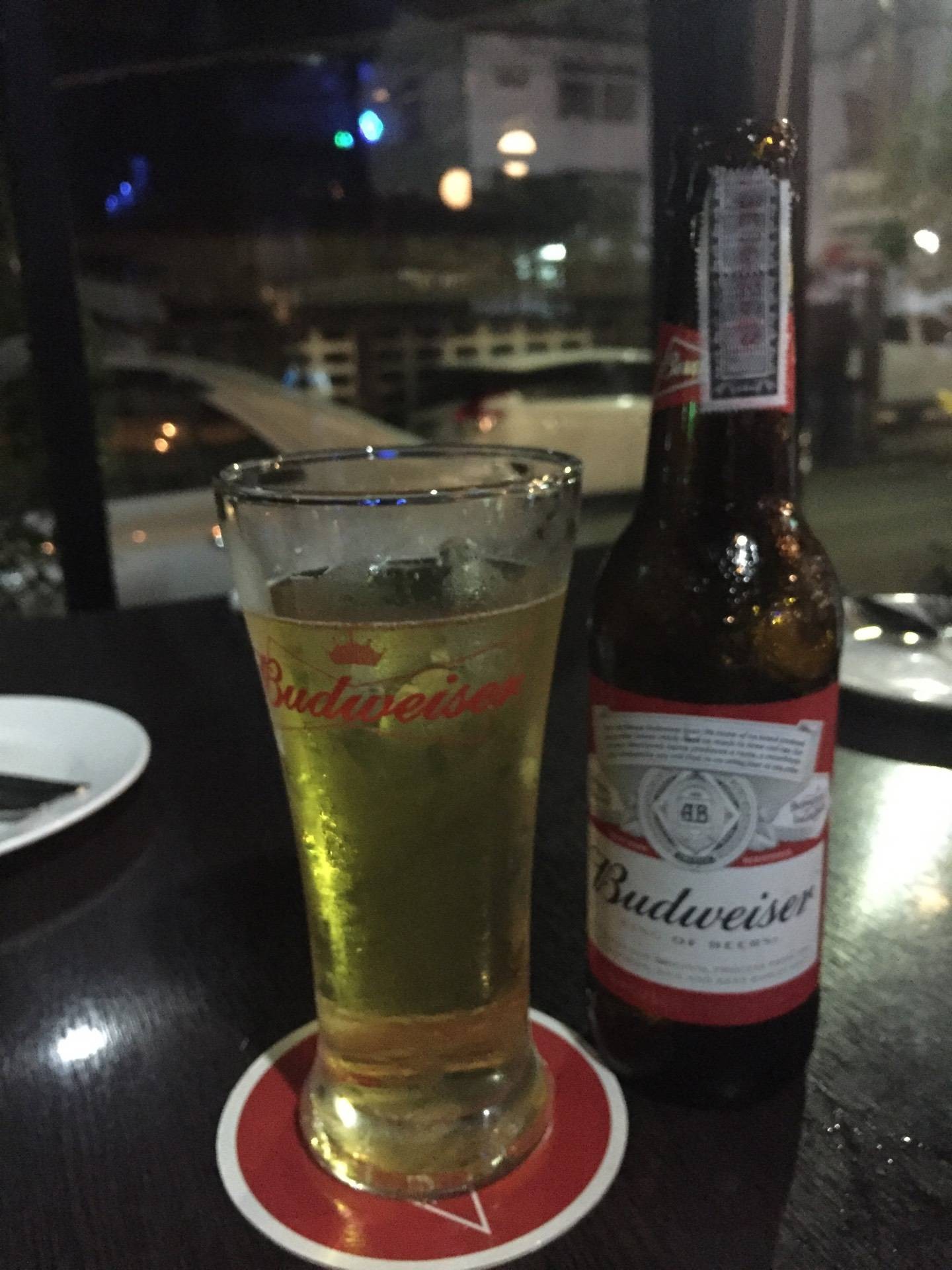 รีวิว The Craze House - ร้านนั่งชิลล์ บรรยากาศดี๊ดีในเมืองจันท์