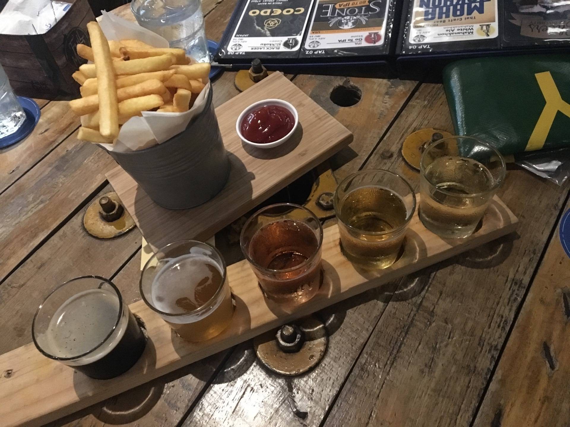 รีวิว Craft Silom - แหล่งรวมเบียร์เด็ดๆ