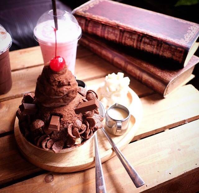 รีวิว MoreNom : Magic Bar - คาเฟ่ธีมใหม่ ให้ประสบการณ์ความสนุกในโลกแม่มด