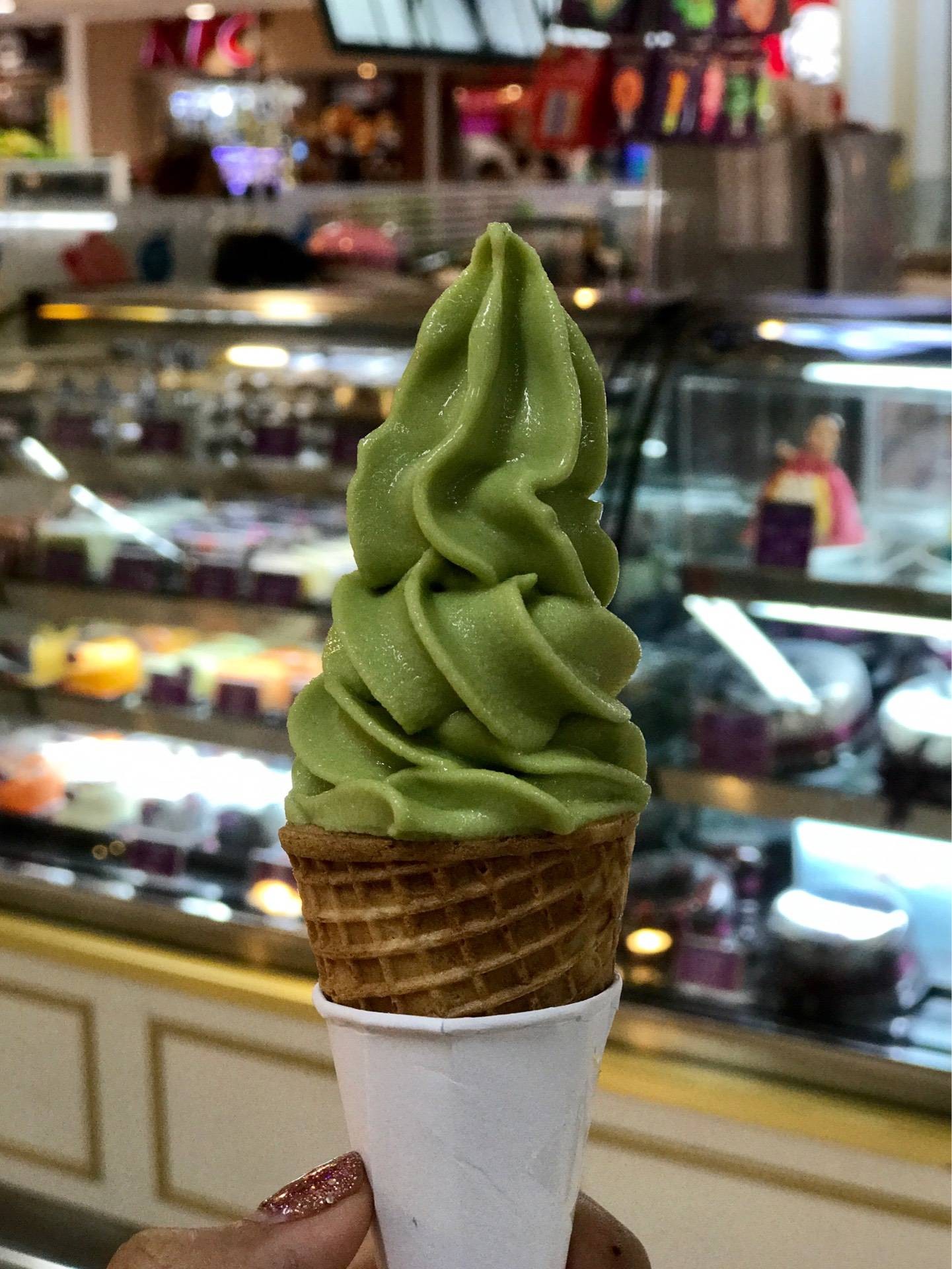 รีวิว Matcha Soft Serve Lotus Plus Srinakarin - ถูกและดีมีอยู่จริง