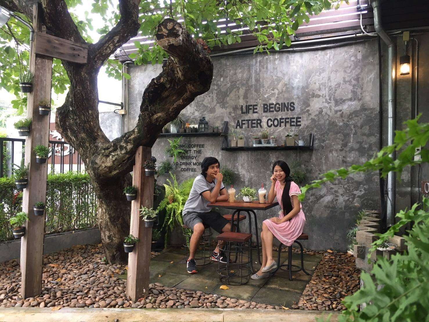 รีวิว Coffee 34 - ร้านนี้เน้นบรรยากาศไปเลยนะ สวยมาก ด้านเครื่องดื่มก็ ...
