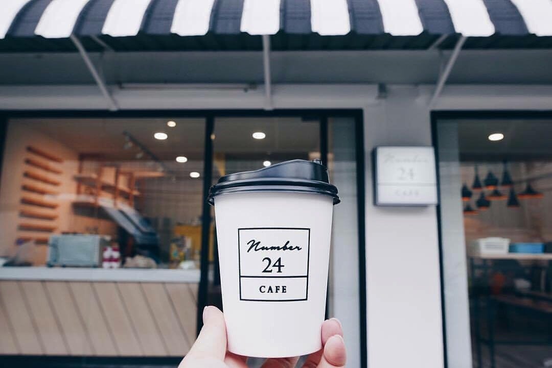 รีวิว Number 24 Cafe - ร้านสบาย บรรยากาศดี