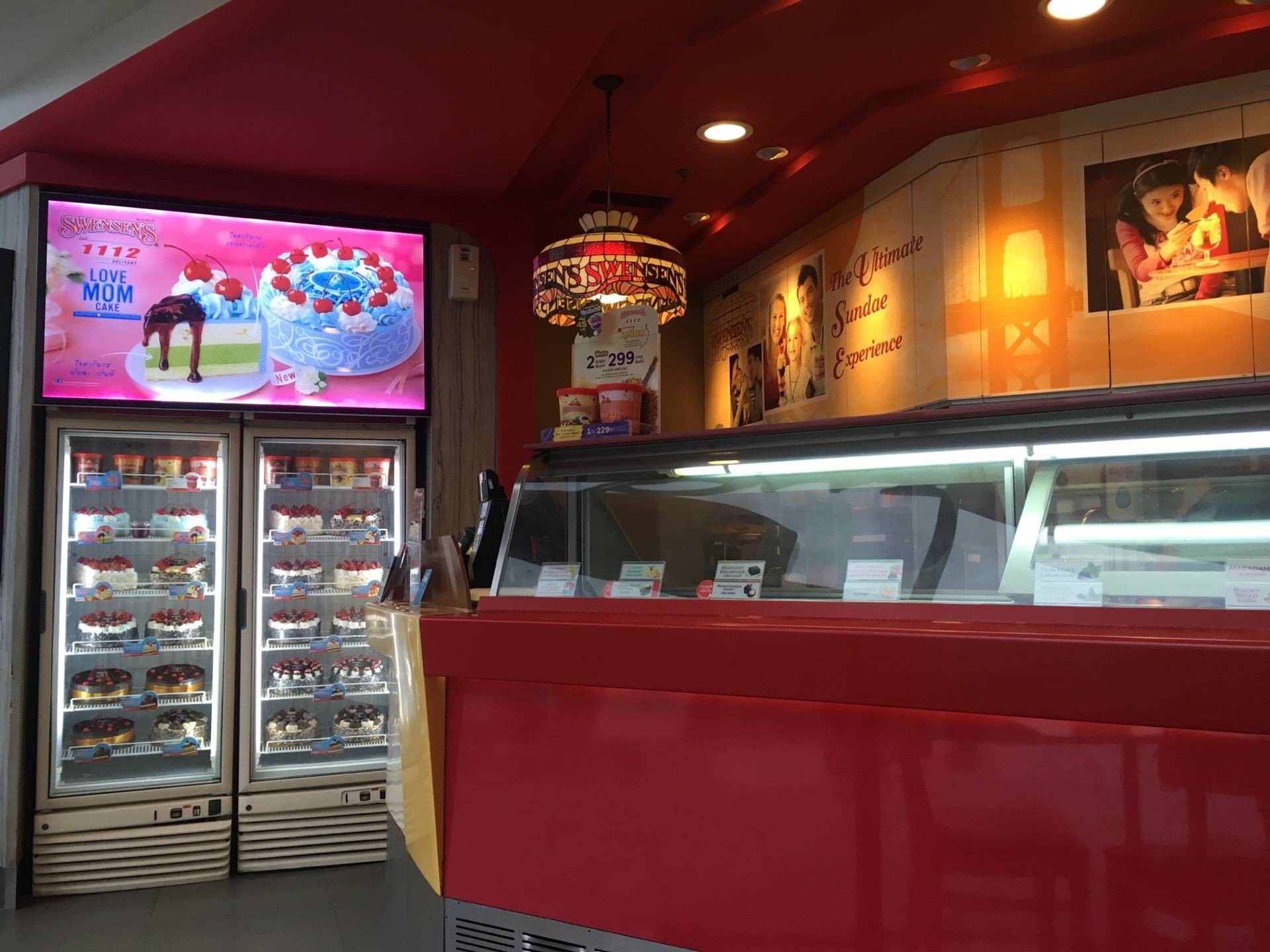 รีวิว Swensen's ROBINSON BANGRAK - แลกไอศกรีมฟรี 1 สกู๊ป