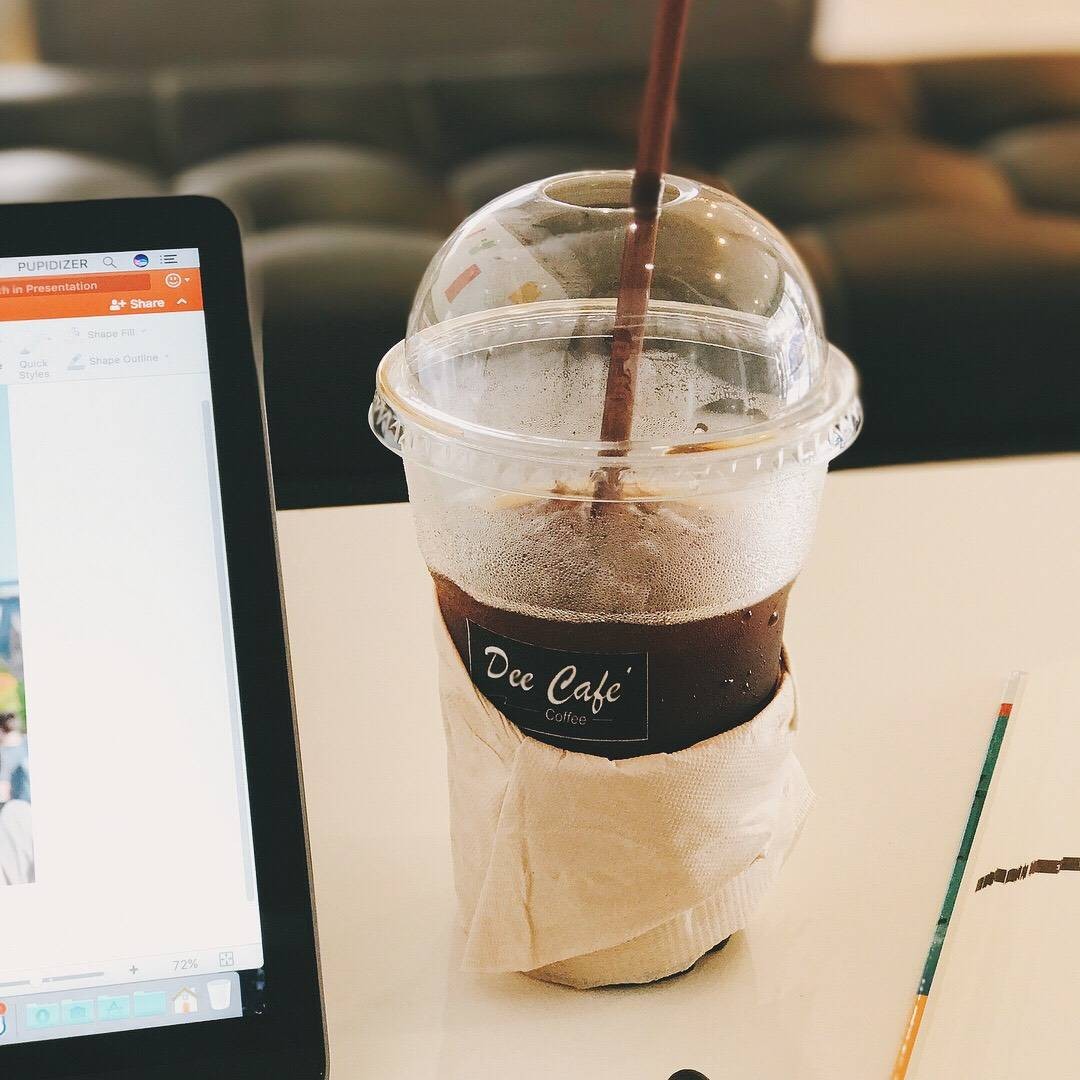 รีวิว Dee Cafe Rama5 - เจ้าของร้านสวย น่ารัก กันเอง ขนมถูกแต่อร่อยมาก ...