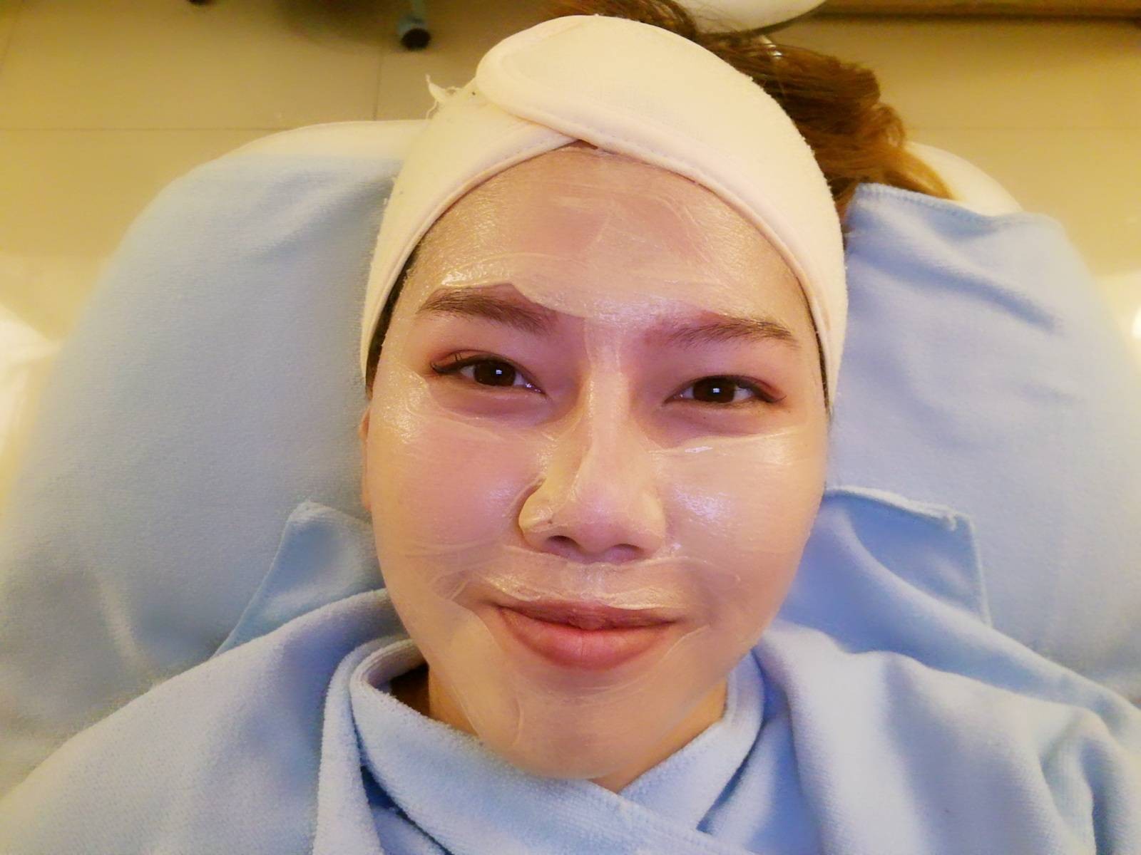 รีวิว Slender Slimming ลาดพร้าว - มาสก์โคลนทองคำ