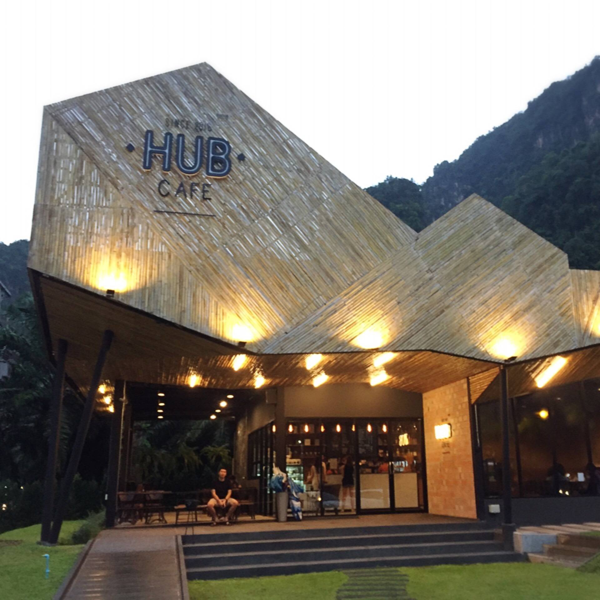 รีวิว Hub Café - บรรยากาศชนะเลิศครับ