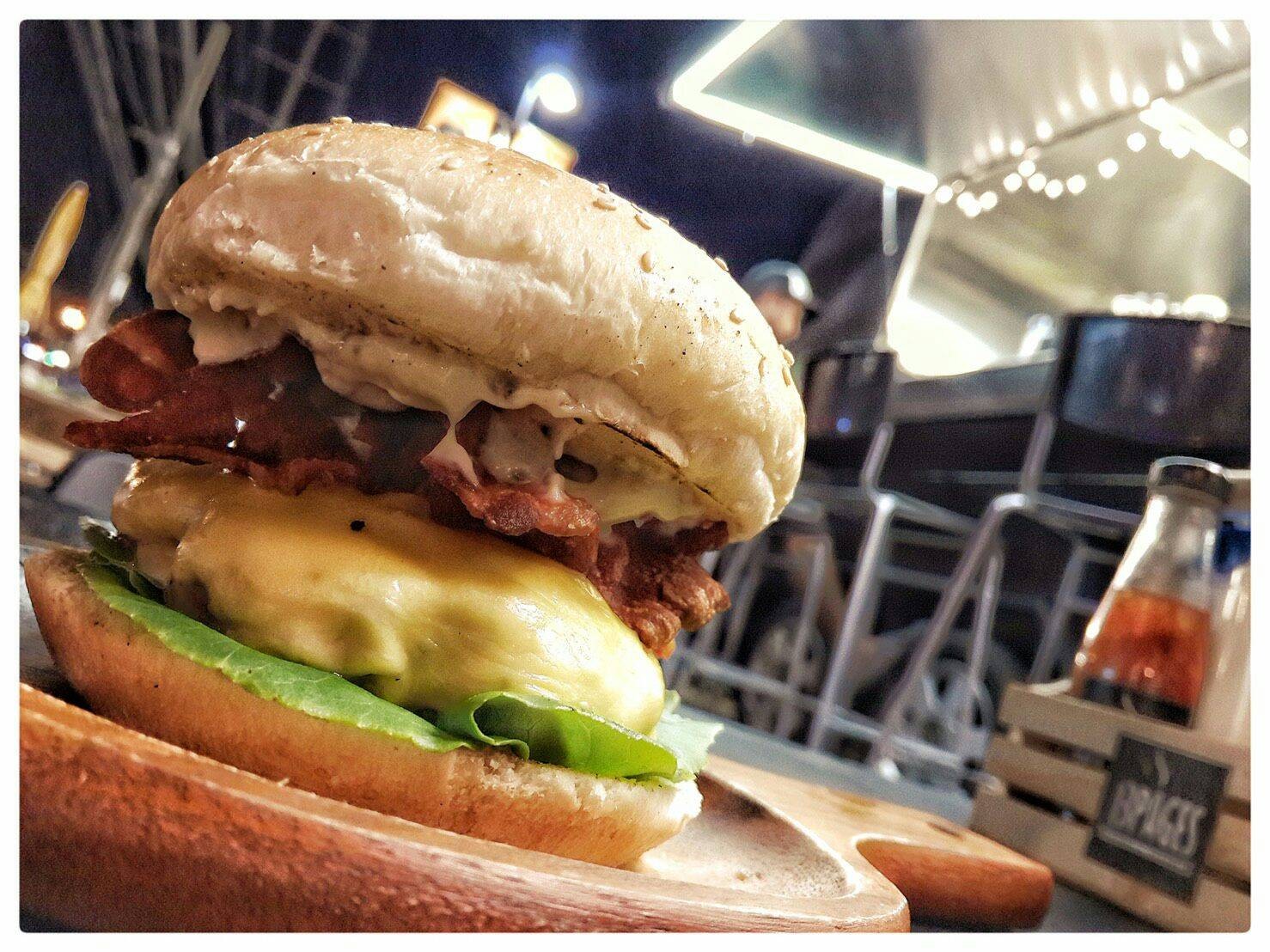 13pages The Scene Town In Town (Food Truck Zone) - สั่งอาหารเดลิเวอรี ...