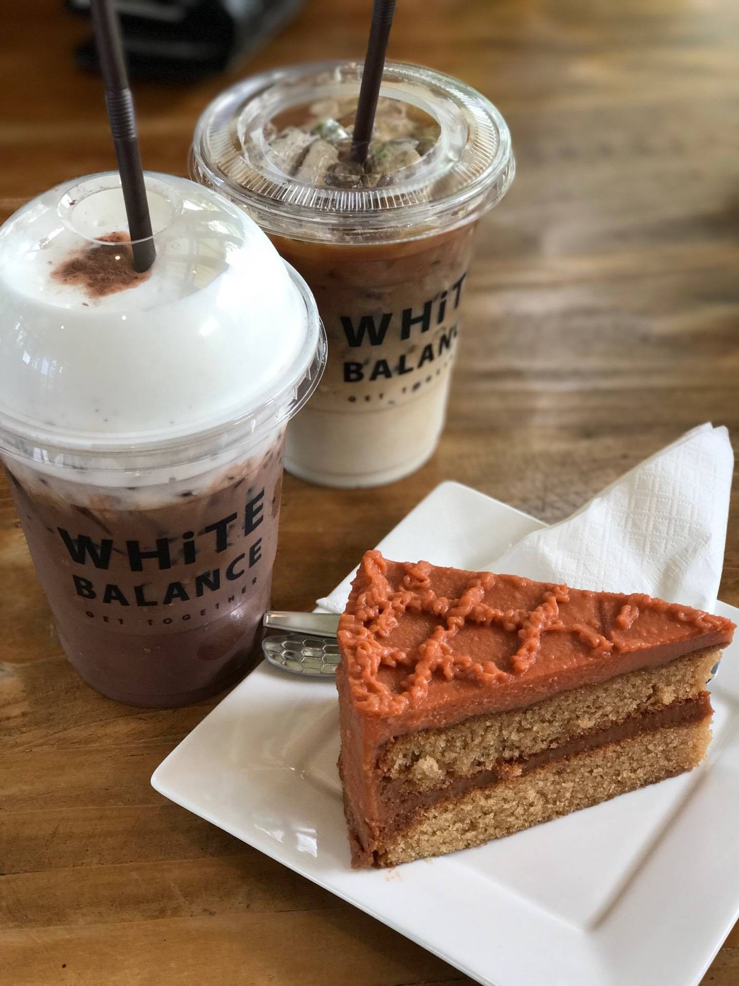 รีวิว White Balance to go - ร้านบรรยากาศร่มรื่น มีบริการทั้งคาวหวาน ...