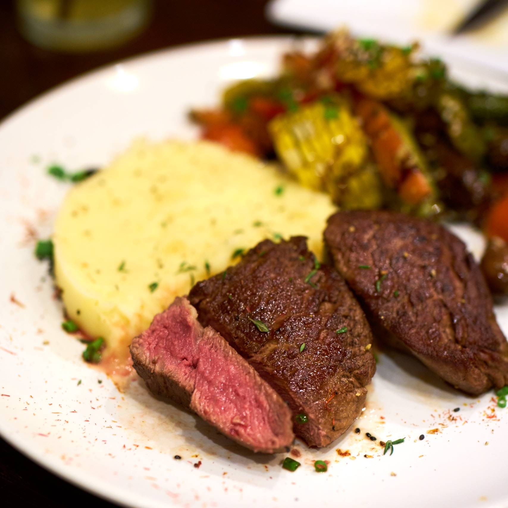 ร้าน Outlaw Creative Cuisine | รีวิวร้านอาหาร - Wongnai