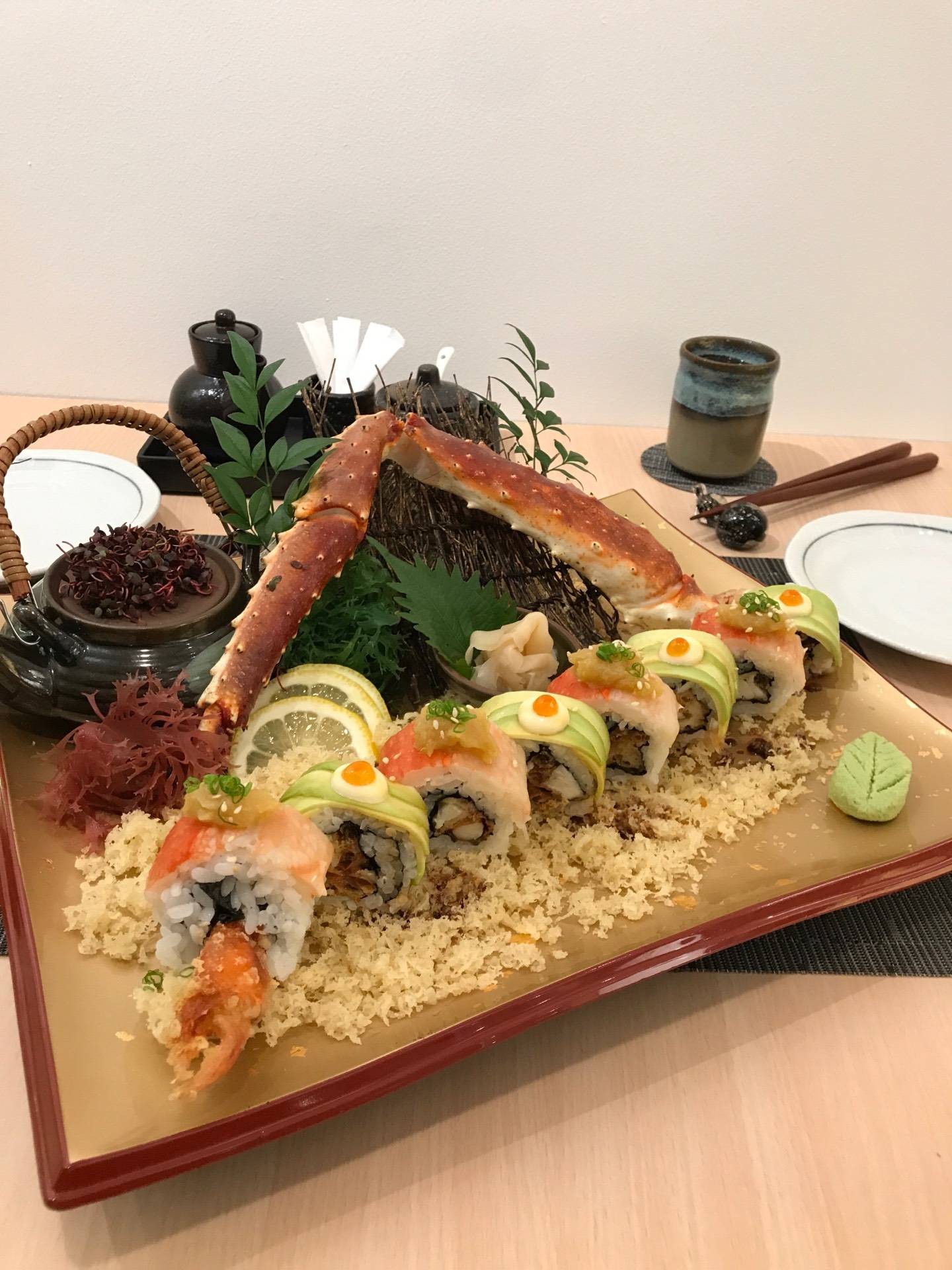 รีวิว OMIZU Sushi&Japanese Restaurant - วัตถุดิบสด รสชาติดี เหนือความ ...