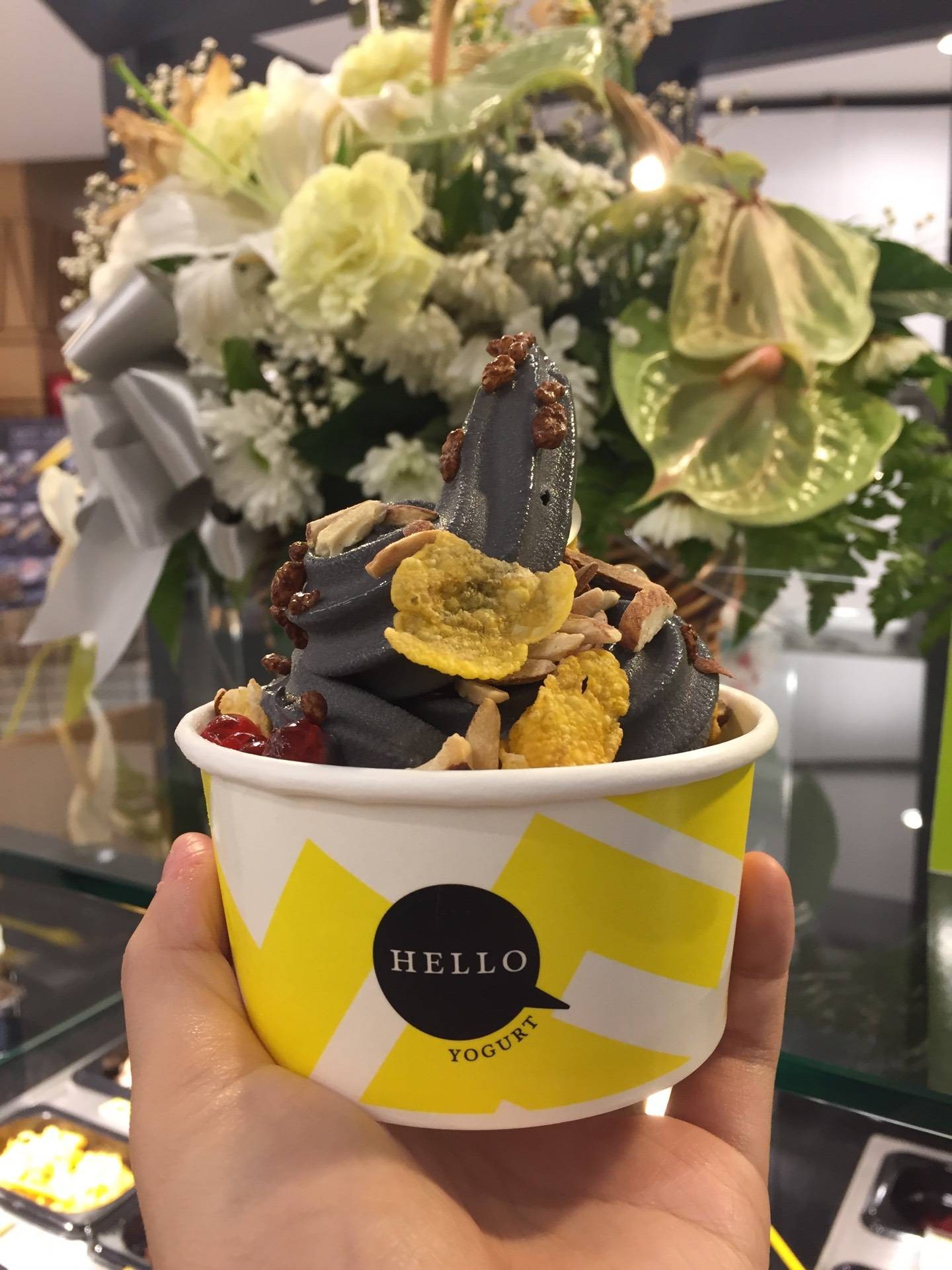 รีวิว Hello Yogurt Central Pinklao - ร้าน froyo เปิดใหม่ 100g 80 บาท