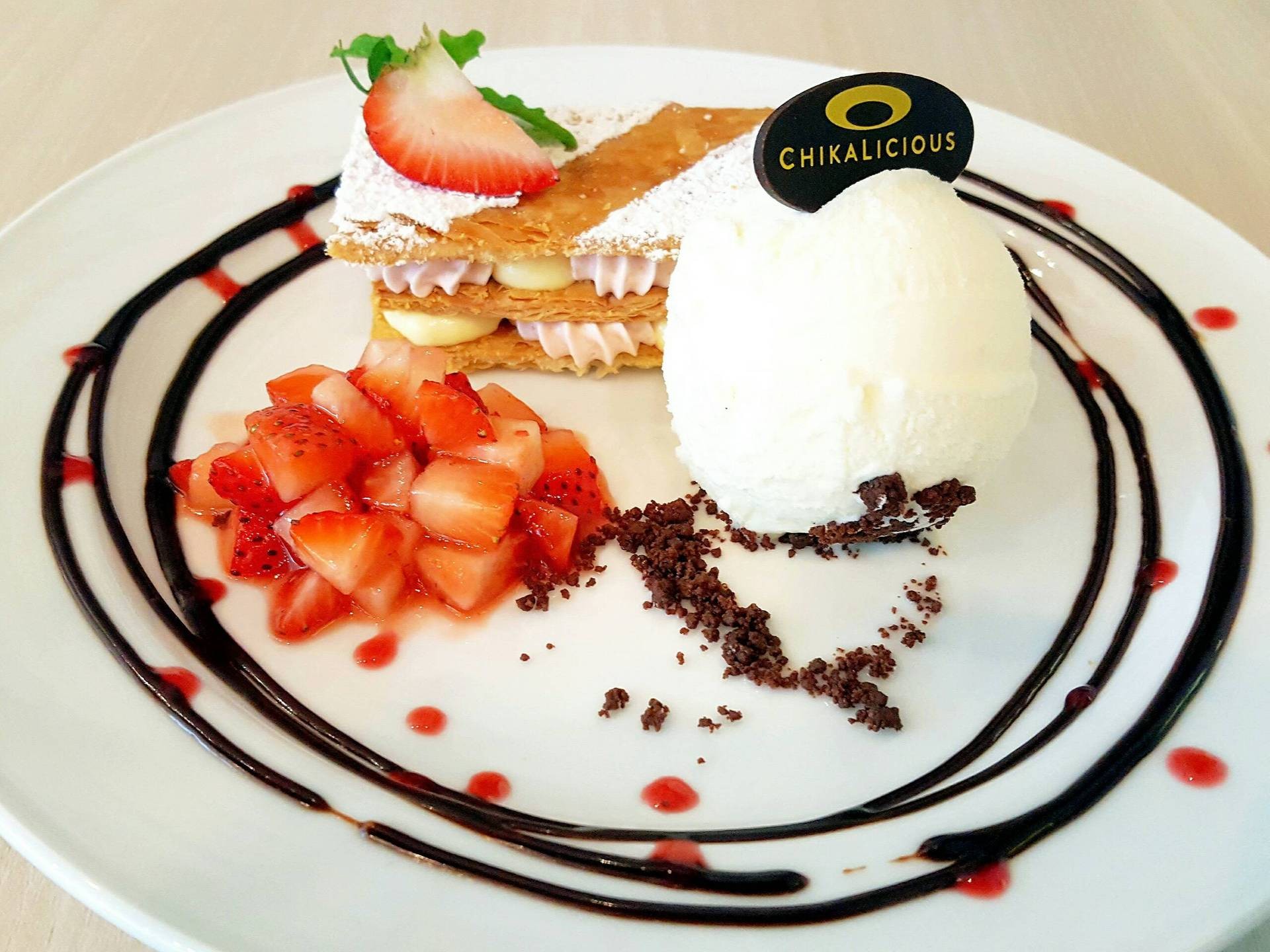 รีวิว Chikalicious Dessert Bar เซ็นทรัล แอมบาสซี่ - ชิม mille feuille ...