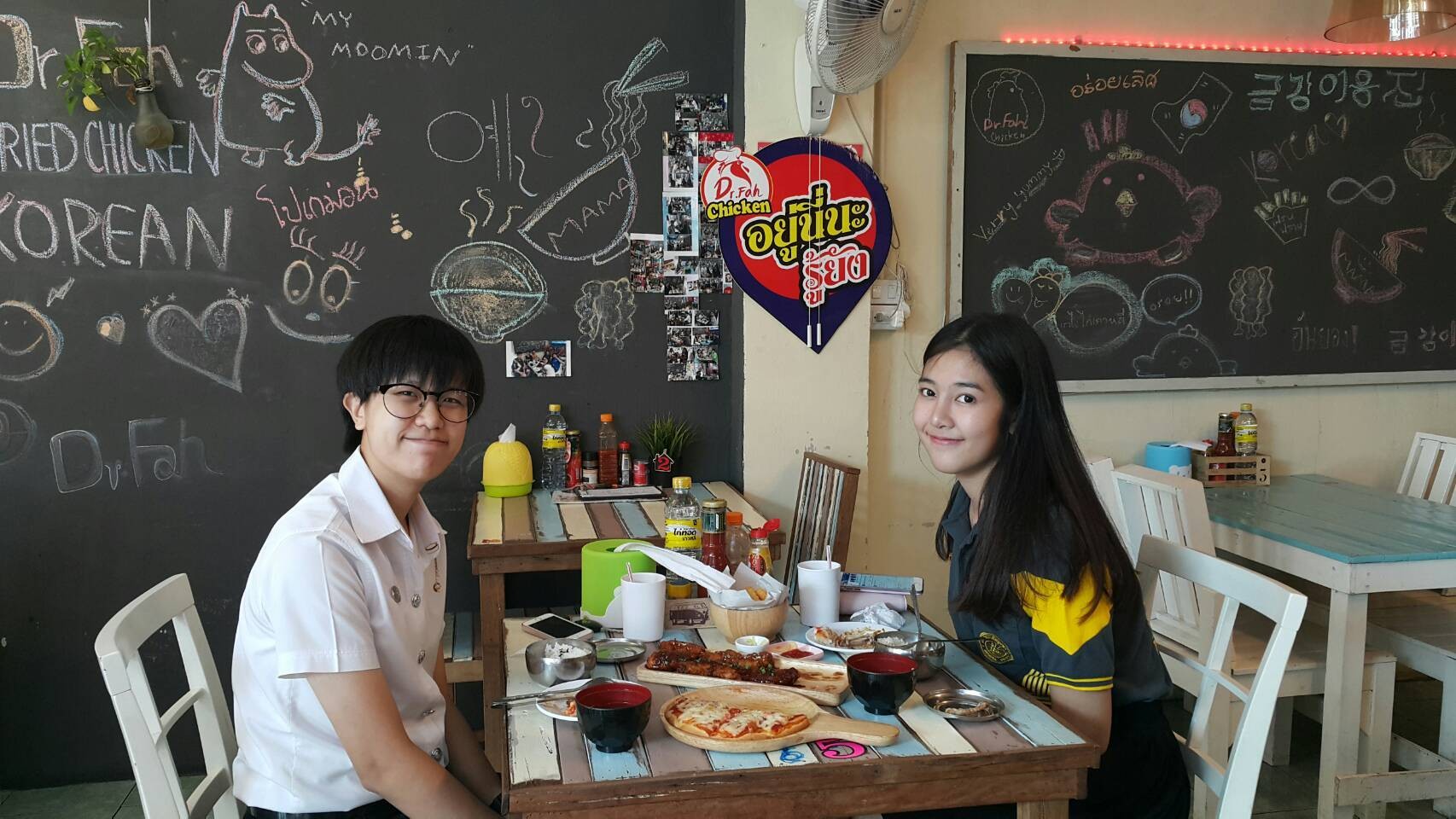 รีวิว Dr. Fah Chicken ซอยสดใส - ร้านนี้มีไก่เกาหลีกรอบอร่อยไม่แพงมีหลาก ...
