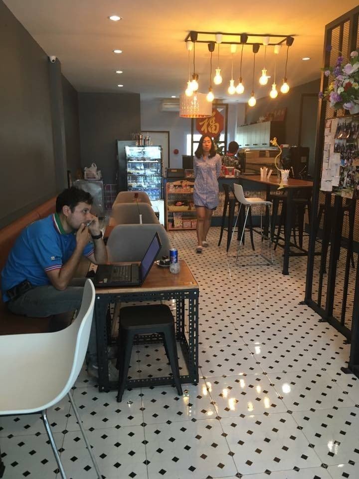 รีวิว Smile Cafe House - บรรยากาศฟินสุดๆ..กาแฟหอม บิงซูเกล็ดนมหิมะ ...