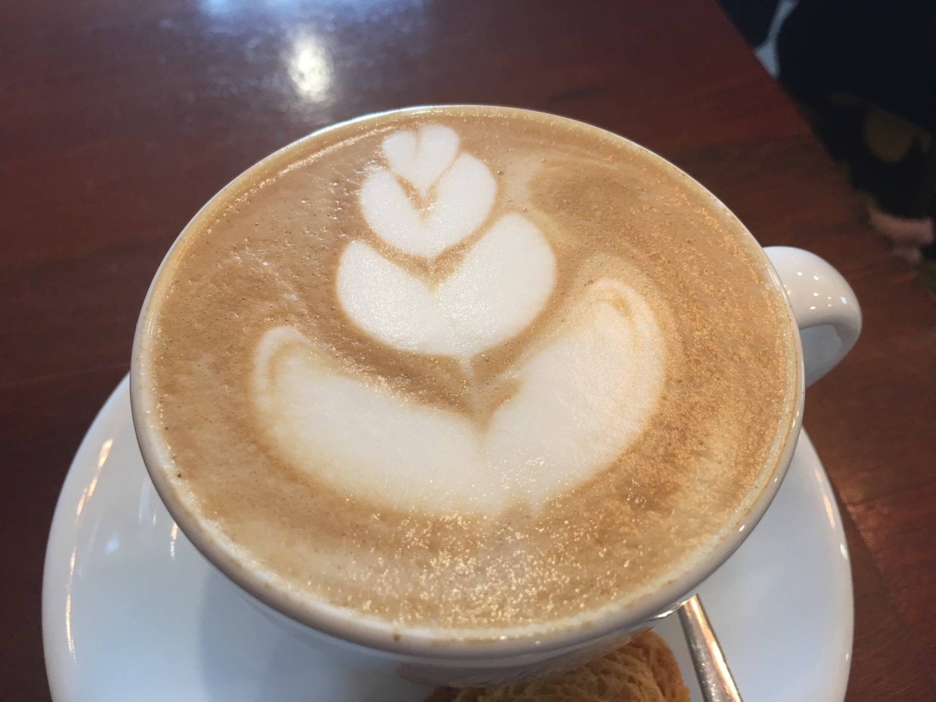 รีวิว Junction Cafe & Coffee Roaster ราชบุรี - แค่เดินเข้าไปก็หอมแล้ว