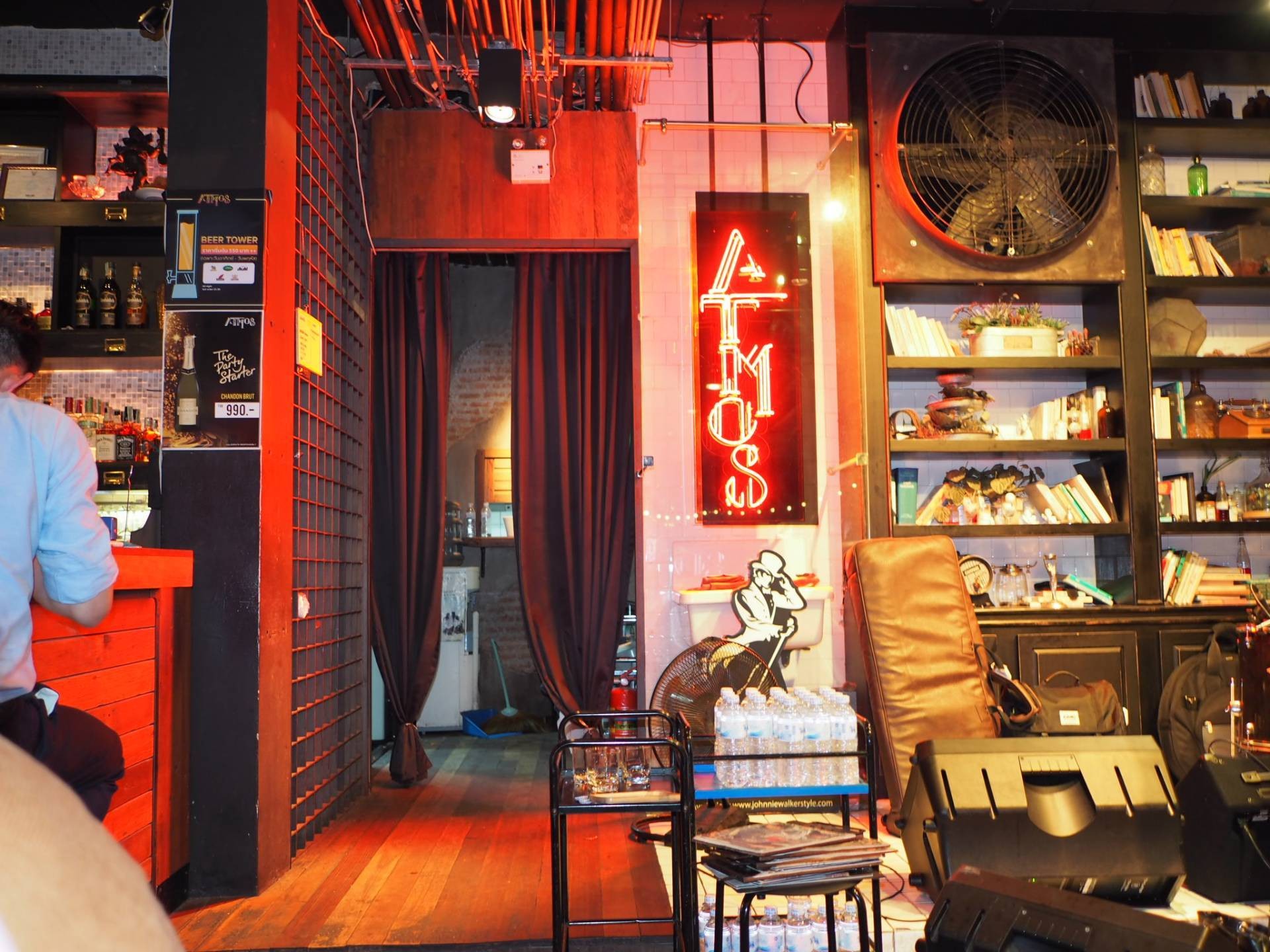 รูป ATMOS Bar & Restaurant ทองหล่อ 10