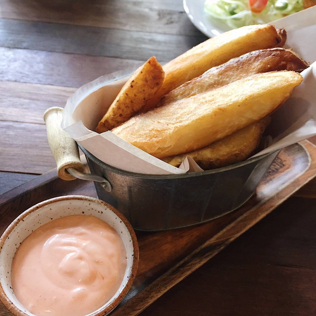 รีวิว Muan Cafe x Restaurant - ร้านโดดเด่นสะดุดตา มีมุมสวยให้ถ่ายรูป ...