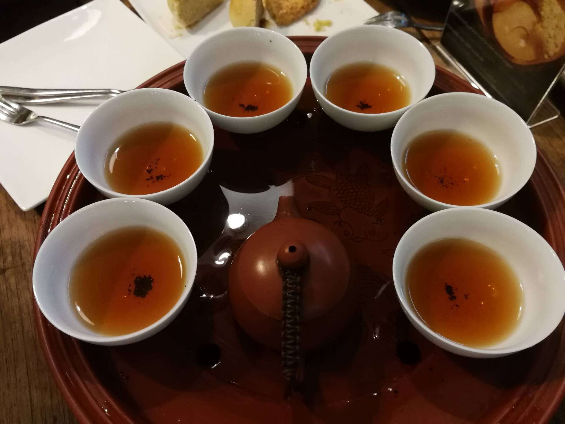 รีวิว Double Dogs Tea Room - ร้านนั่งสบายปอร์เย็น