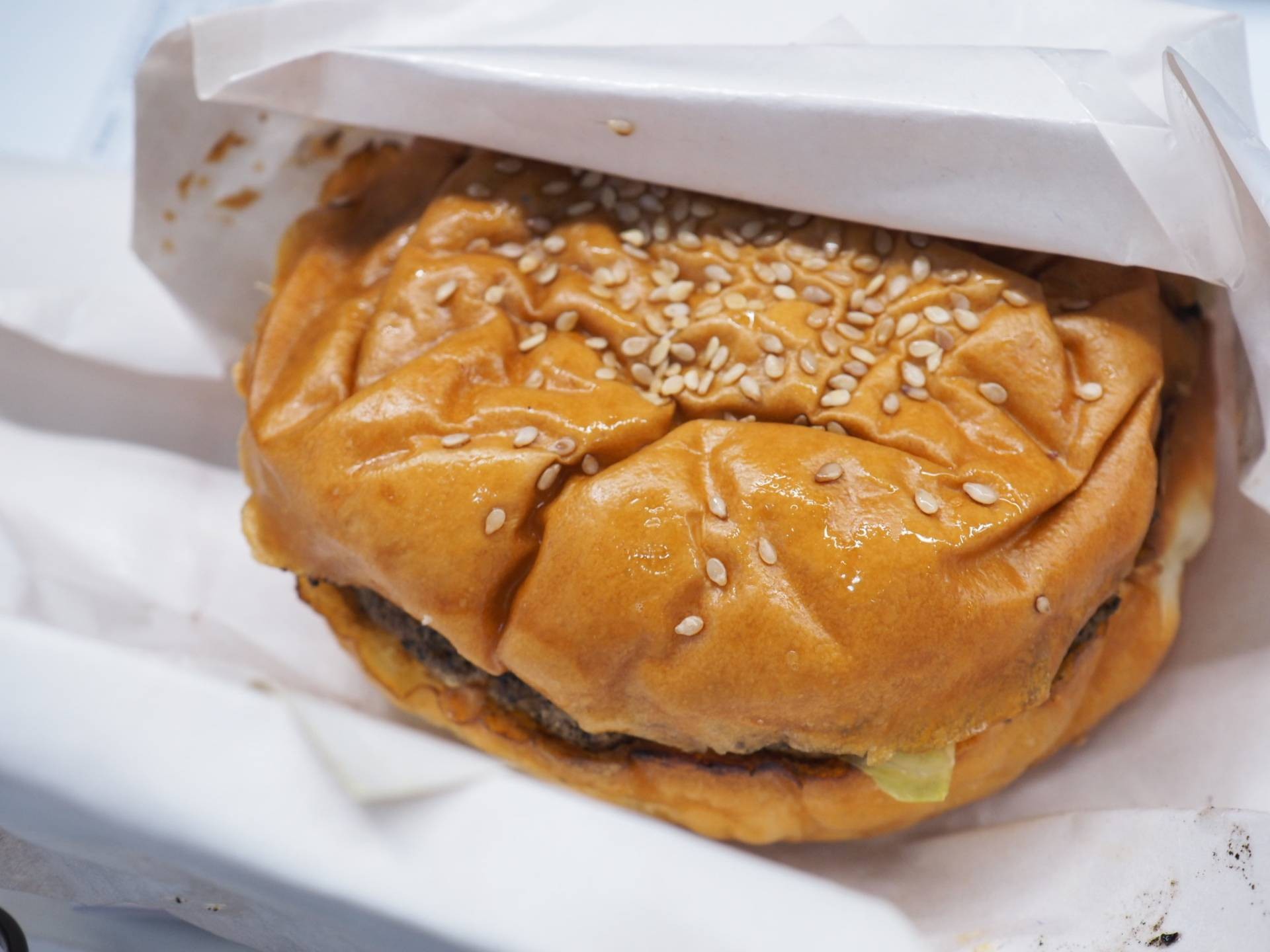 รีวิว DANIEL THAIGER สีลมซอย 8 ถนนสีลม - burger เนื้อฉ่ำๆ