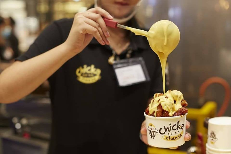 [รีวิว] ร้าน Chicka Cheese อโศก | เมนูแนะนำ รูปภาพ ราคา - Wongnai