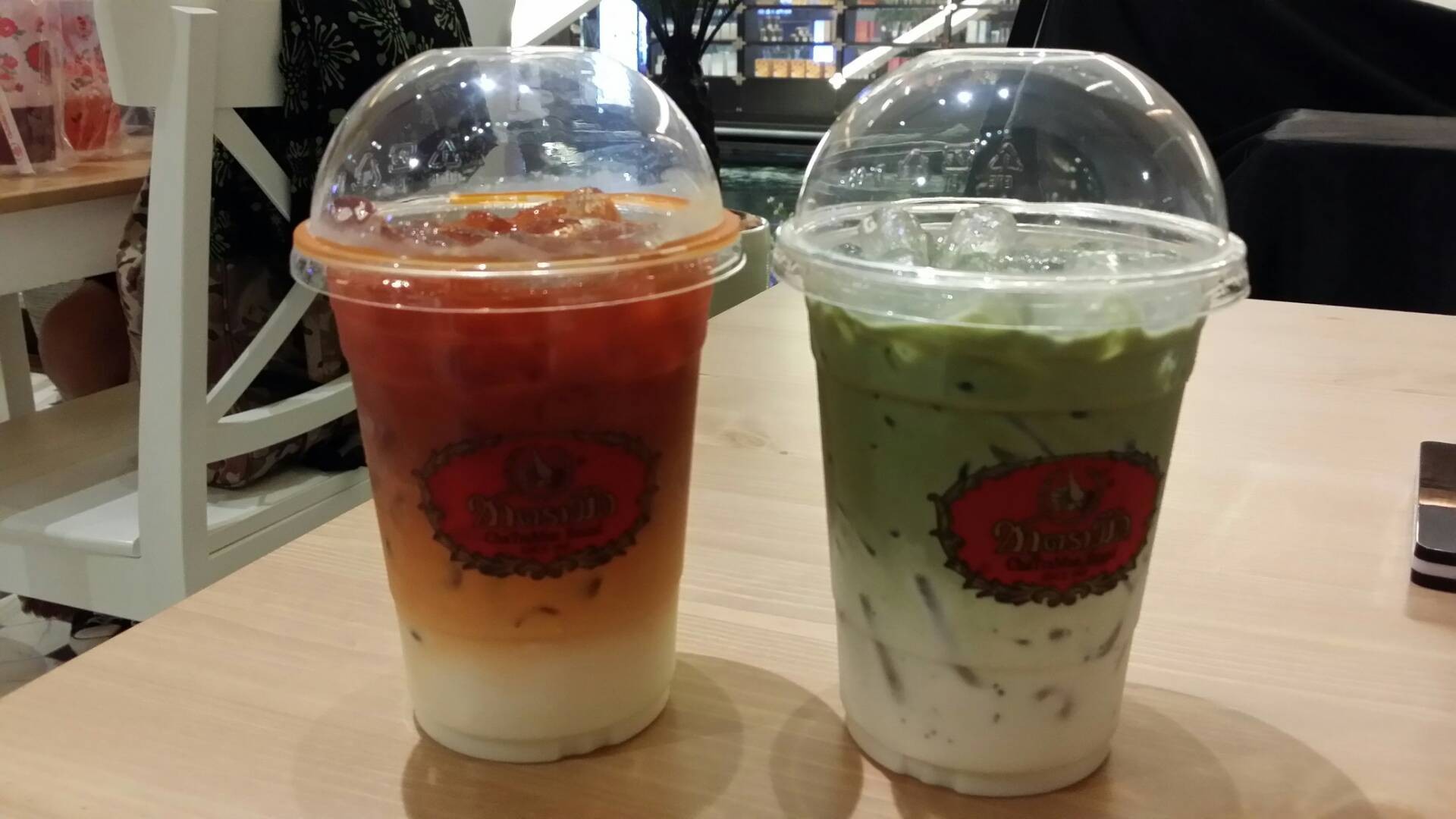 รูป ชาตรามือ สยามพารากอน