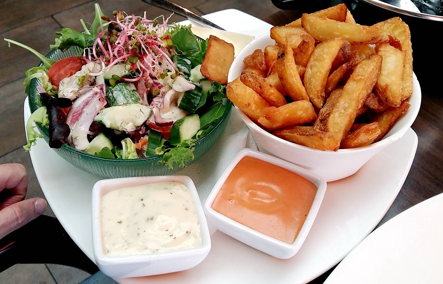 ร้าน Hotel Allure Lounge & Dinner | รีวิวร้านอาหาร