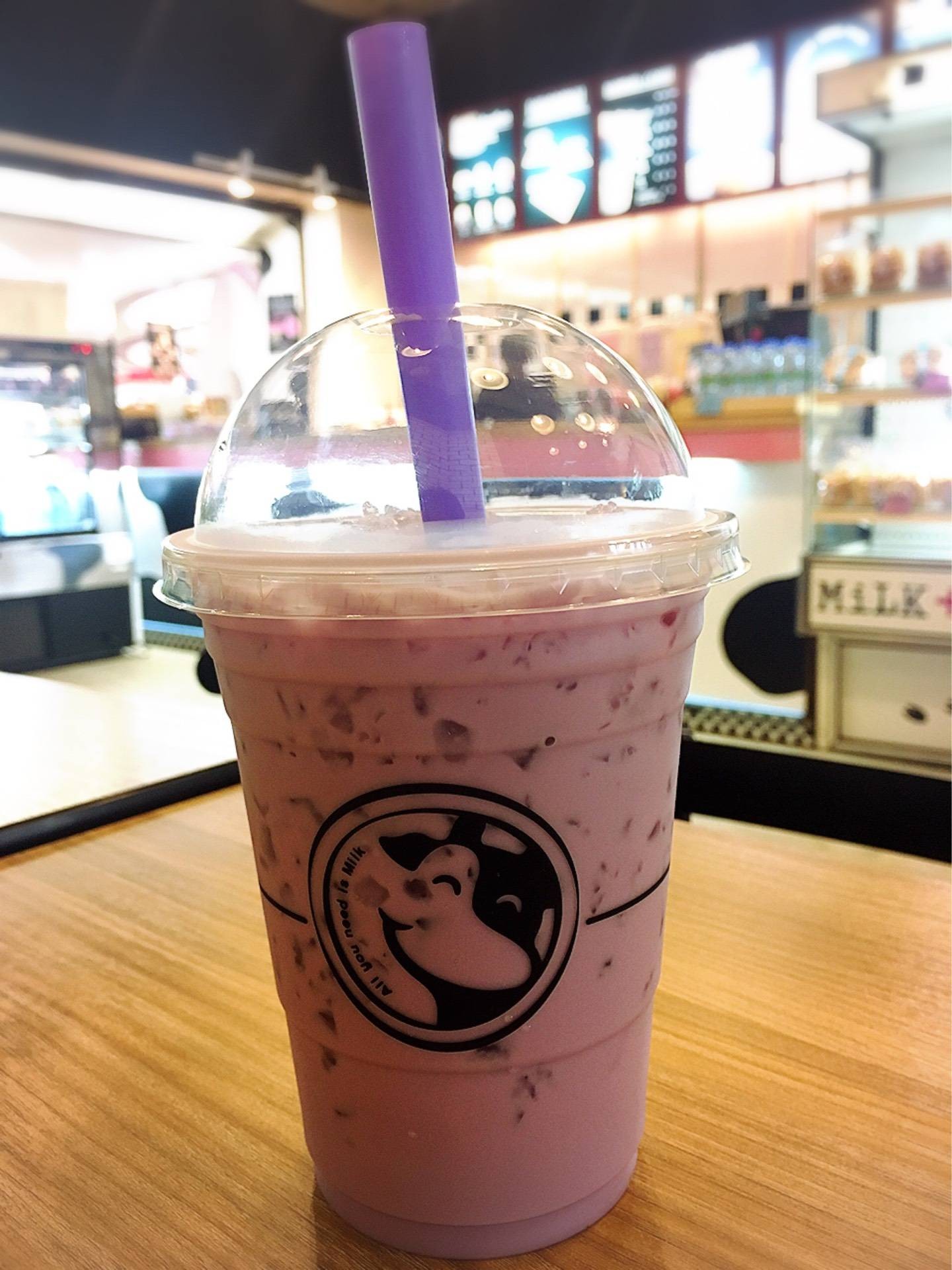 รีวิว MILK PLUS มาบุญครองเซ็นเตอร์ ชั้น 1 - ร้านนมประจำ ตั้งแต่เด็กจนโต