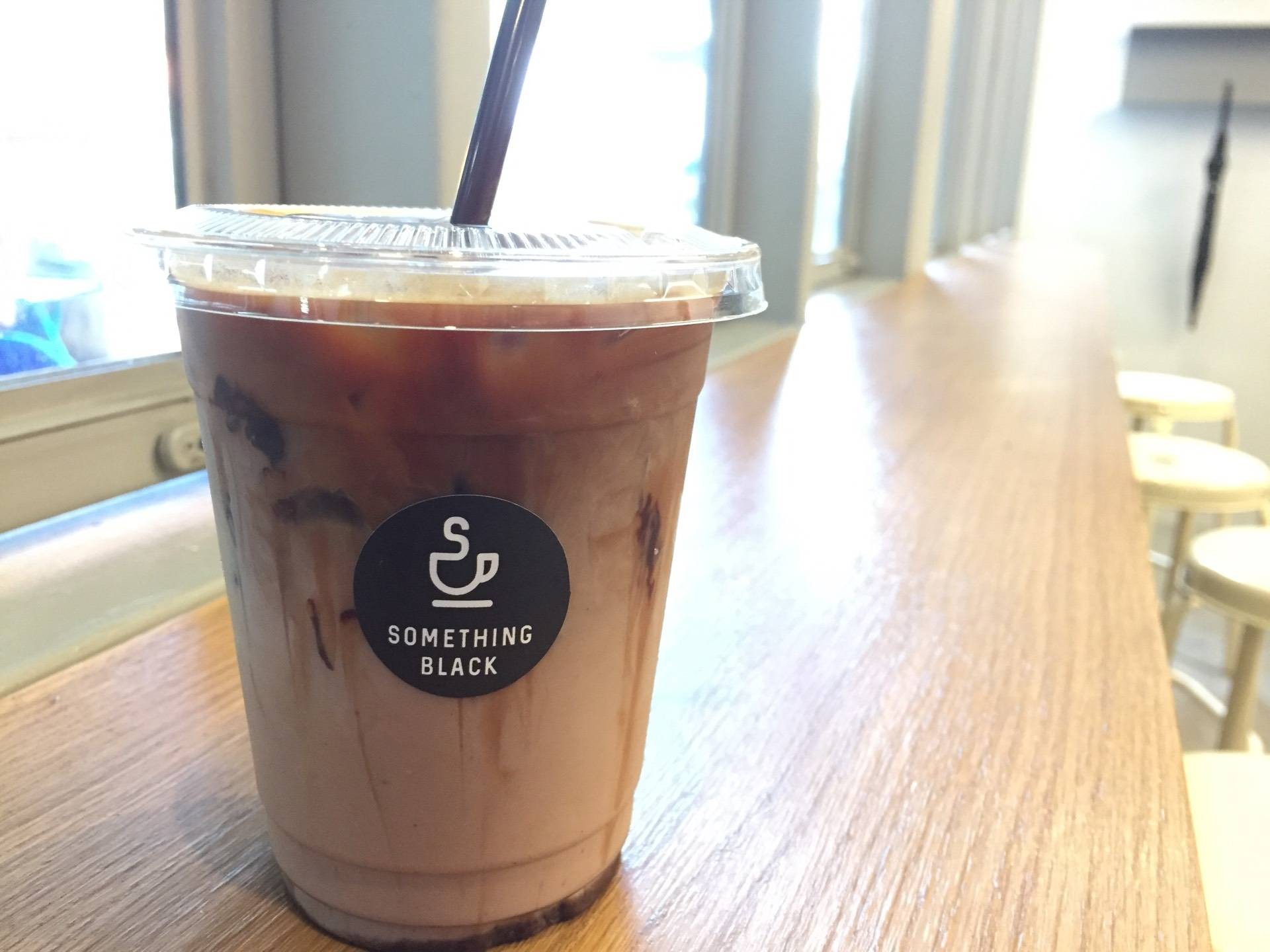 ร้าน Something's Black | รีวิวร้านอาหาร - Wongnai