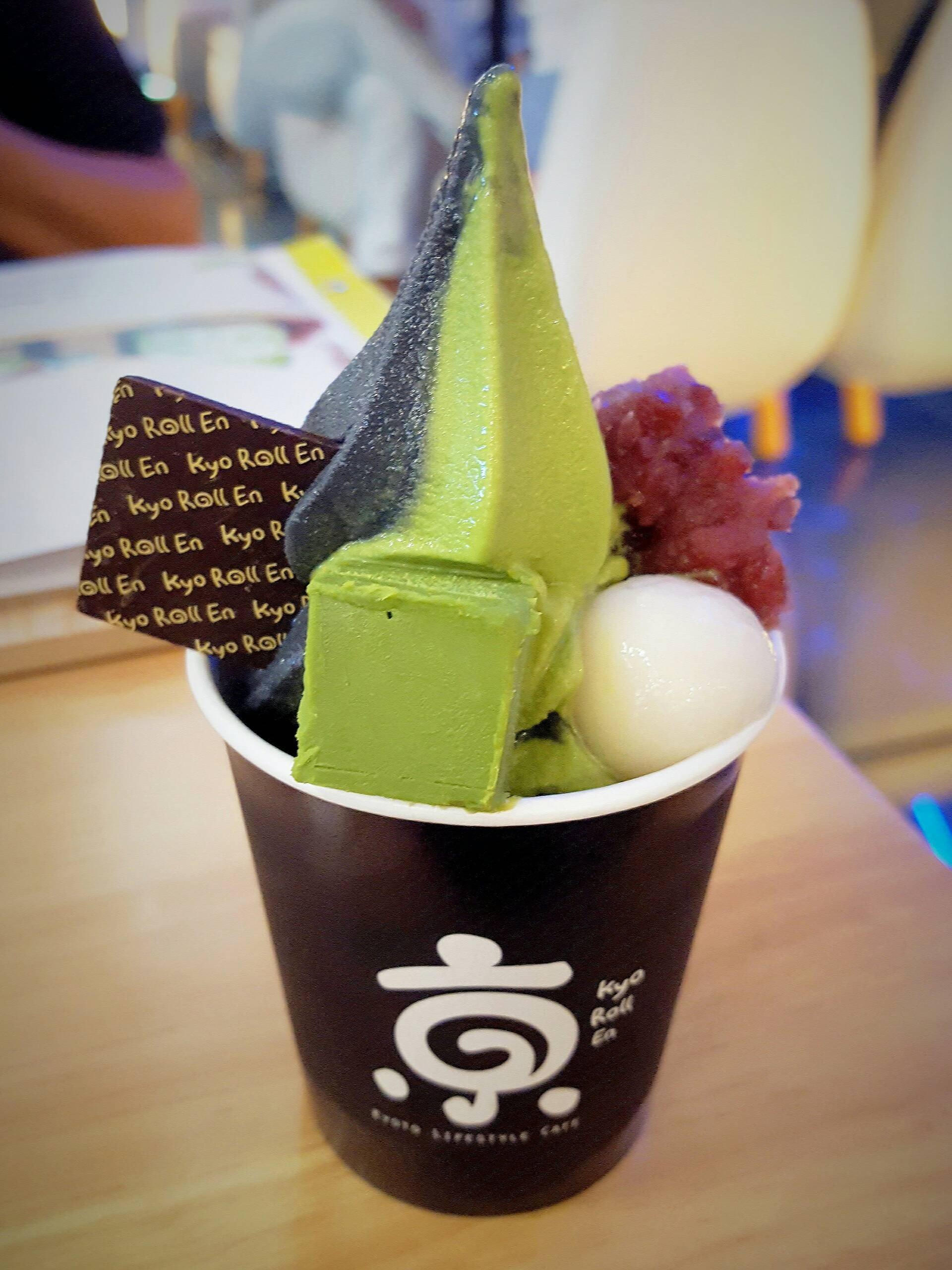 รีวิว Kyo Roll En เอ็มควอเทียร์ - วันแห่งการใช้โปร