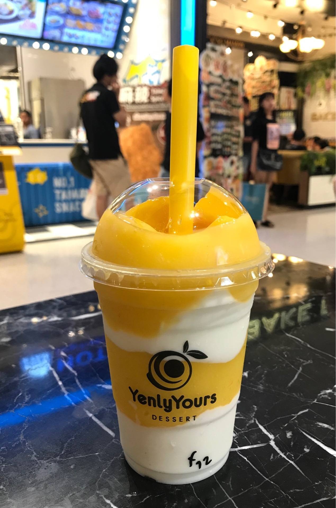 รีวิว Yenly Yours เซ็นทรัล ปิ่นเกล้า - คนรักมะม่วงต้องโดน
